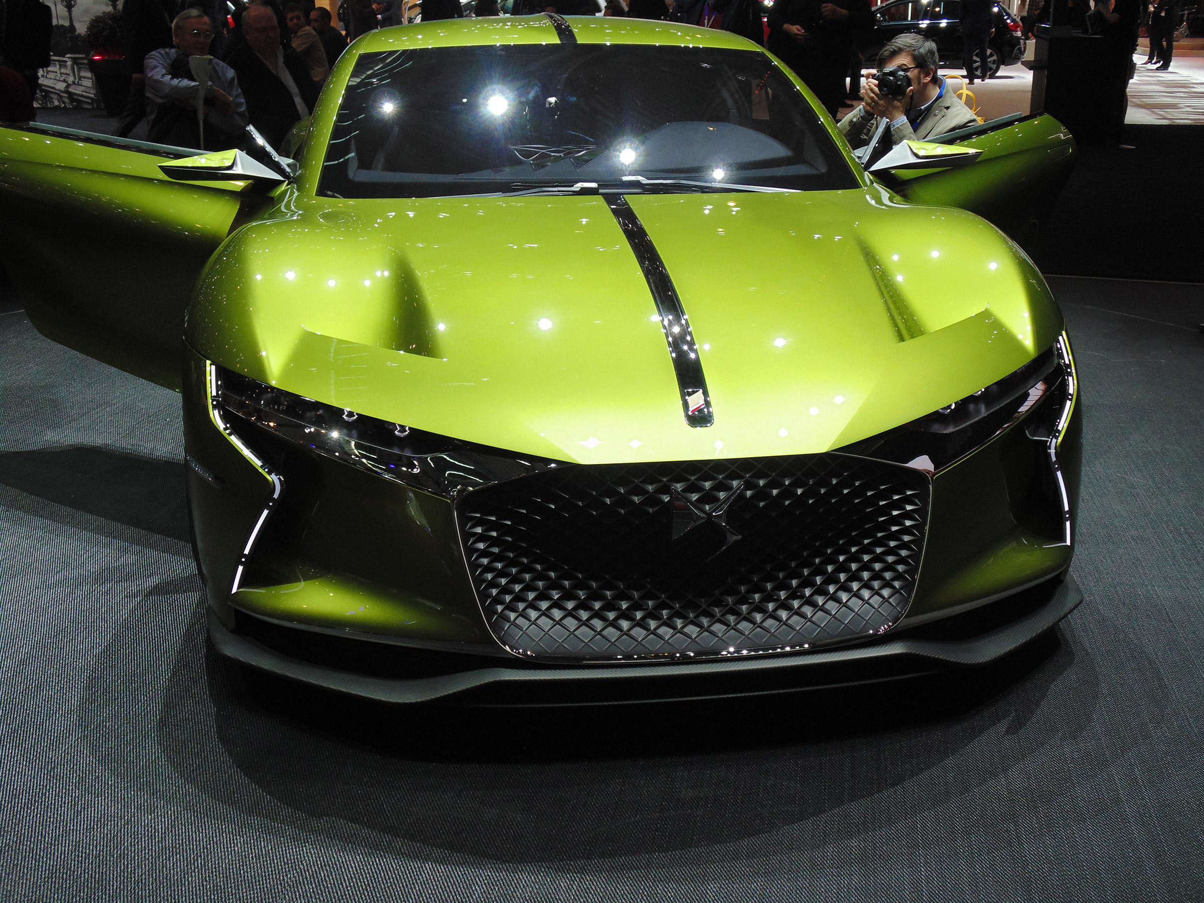 DS E-Tense concept points to luxury brand's future | Auto Express