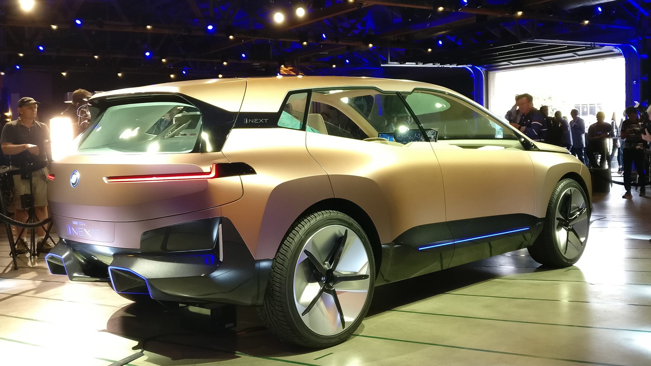 New 2021 BMW iNEXT targets 360-mile range - pictures | Auto Express