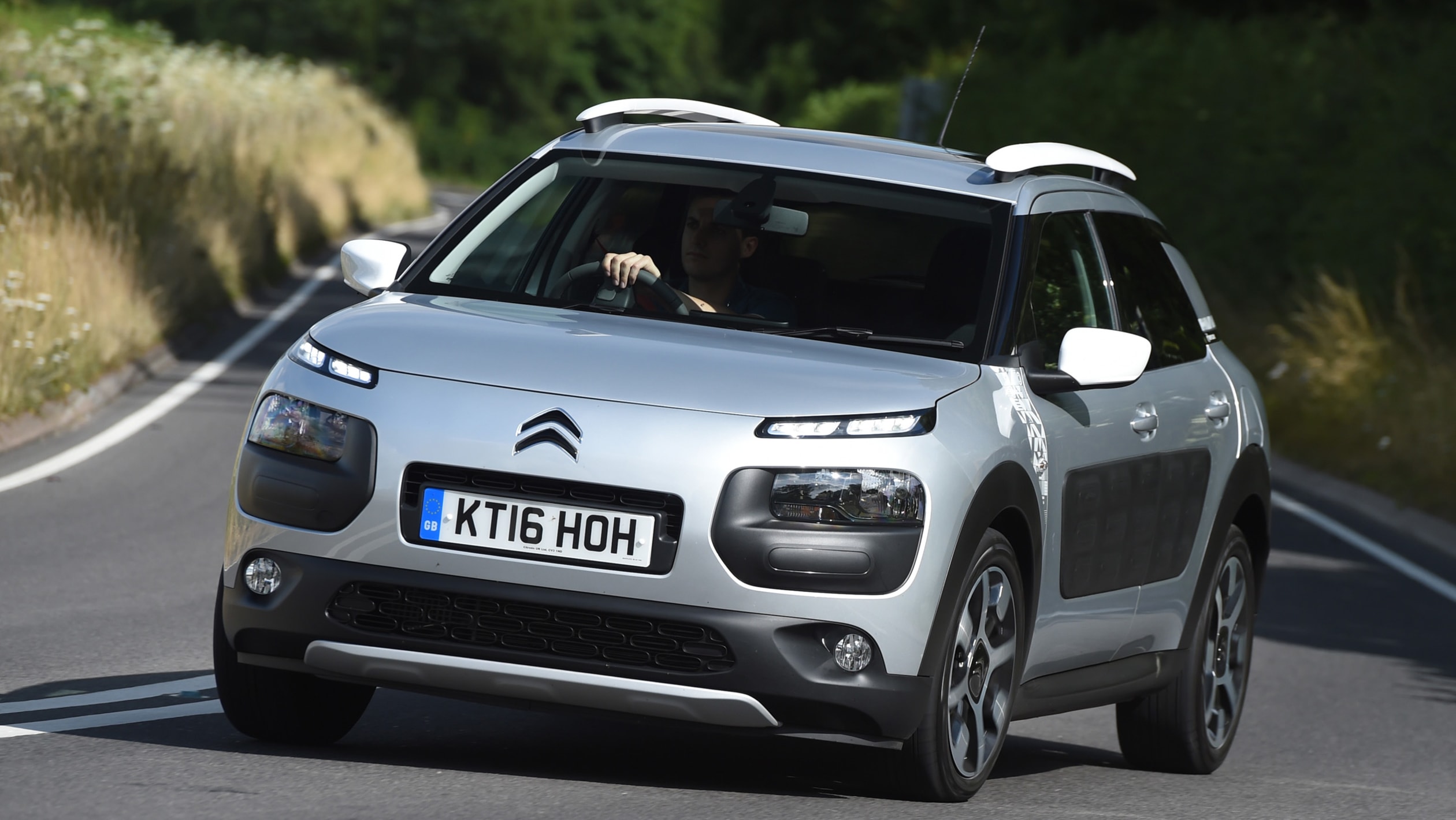 Citroen C4 Cactus Rip Curl 2016 review - pictures | Auto Express