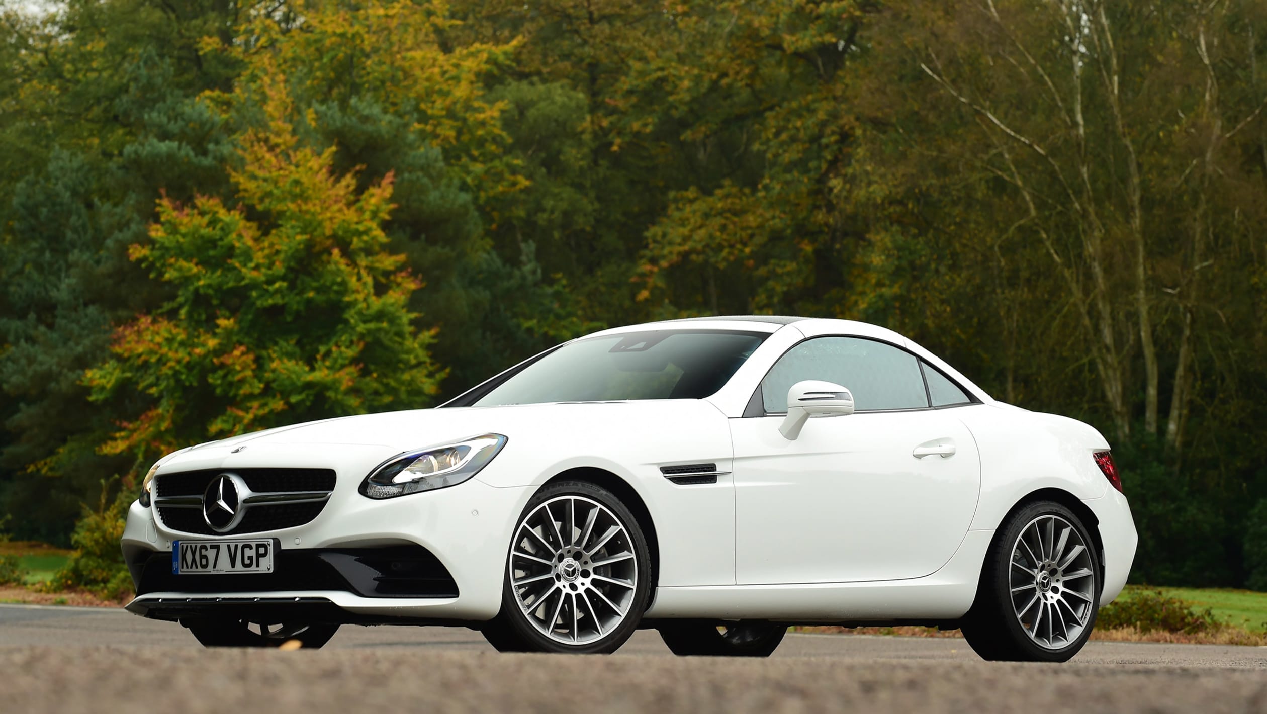 New Mercedes SLC 180 2017 review - pictutres | Auto Express