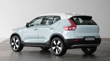 New Volvo XC40 revealed - pictures | Auto Express