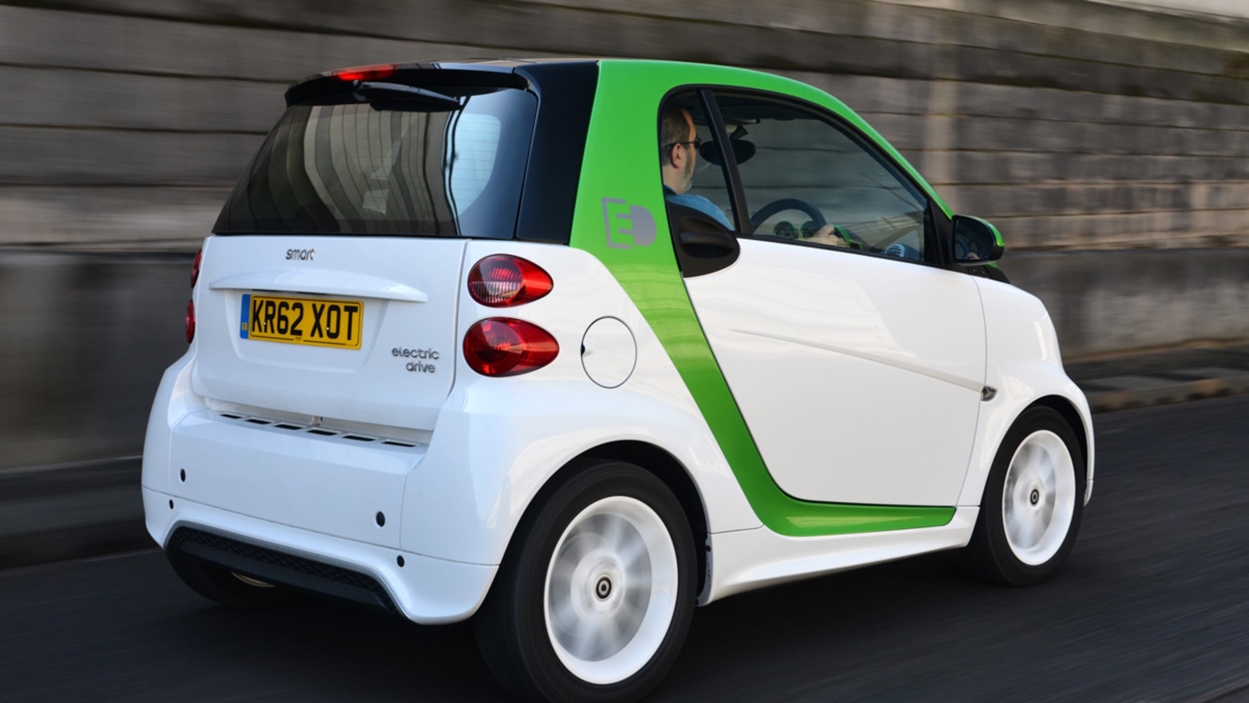 Smart ForTwo Electric Drive pictures | Auto Express