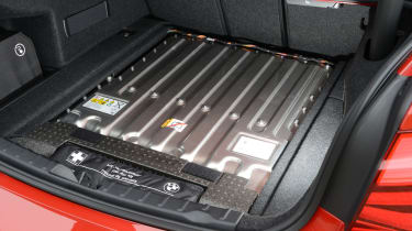 BMW 330e plug-in hybrid UK review - pictures | Auto Express