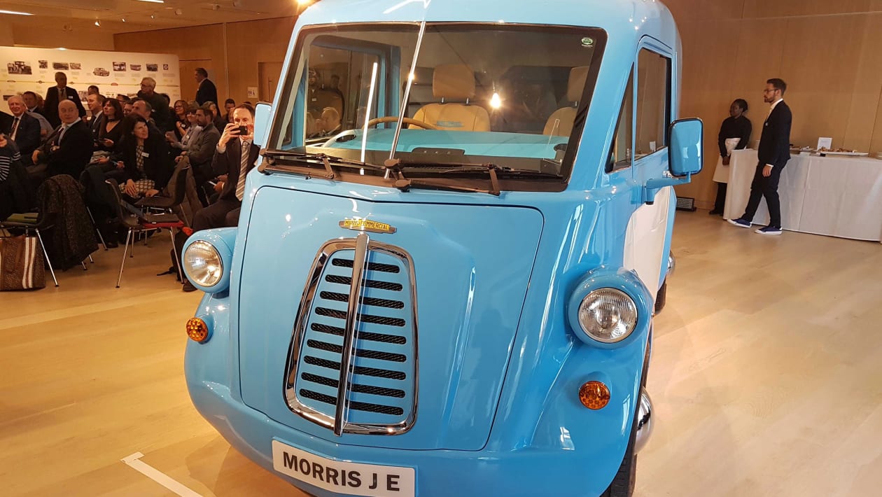 Morris Commercial returns with all-electric Morris JE van - pictures ...