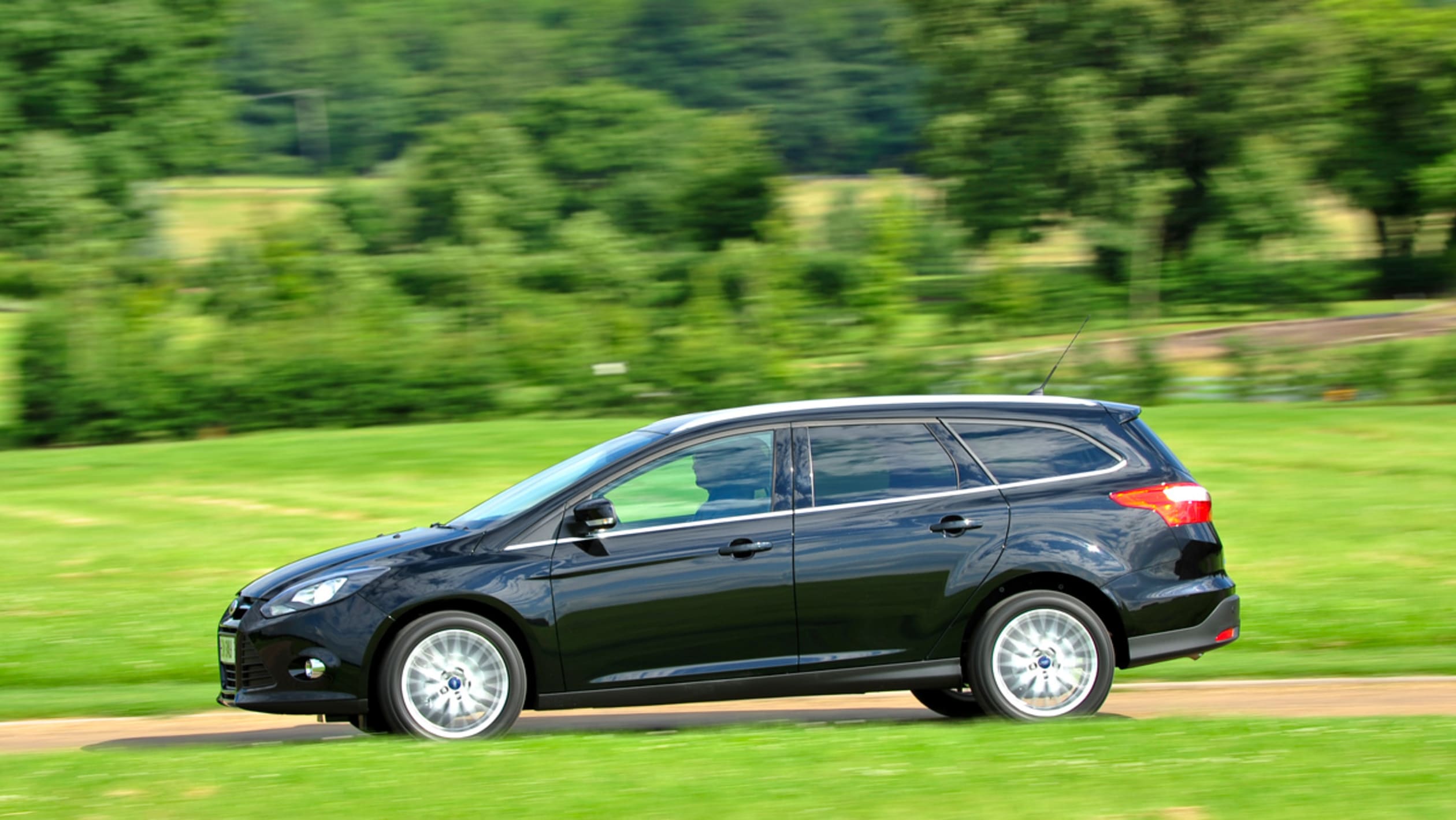 Ford Focus Estate - Pictures | Auto Express