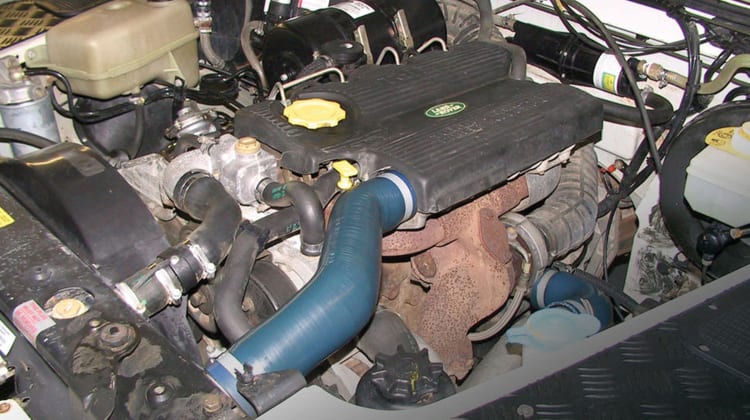 The best ever Defender engines | Auto Express