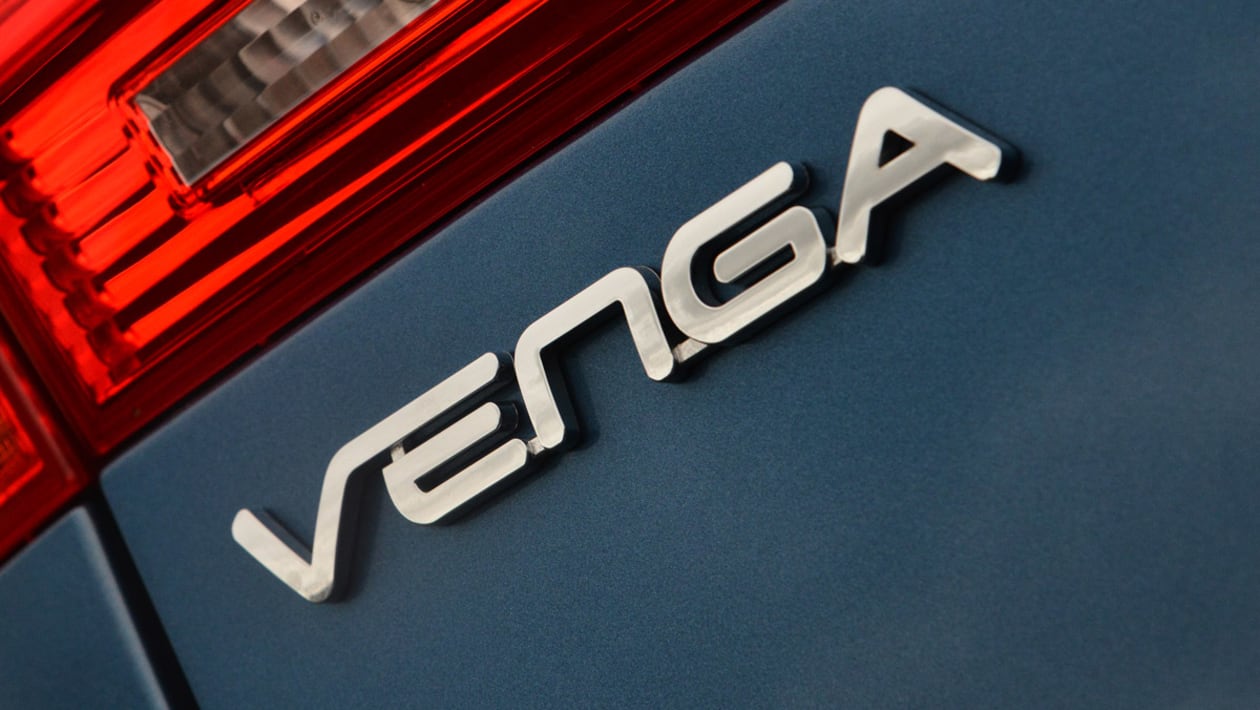 Dacia Duster vs Kia Venga pictures | Auto Express