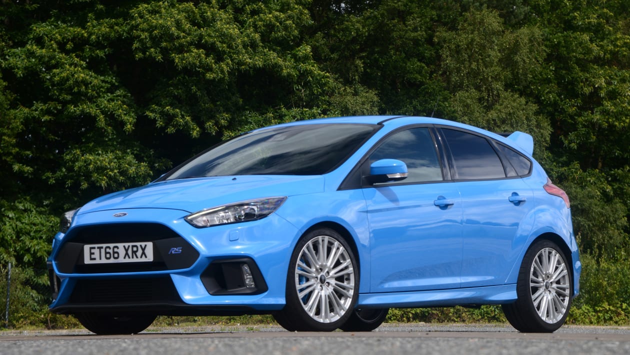 Honda Civic Type R vs Ford Focus RS - pictures | Auto Express