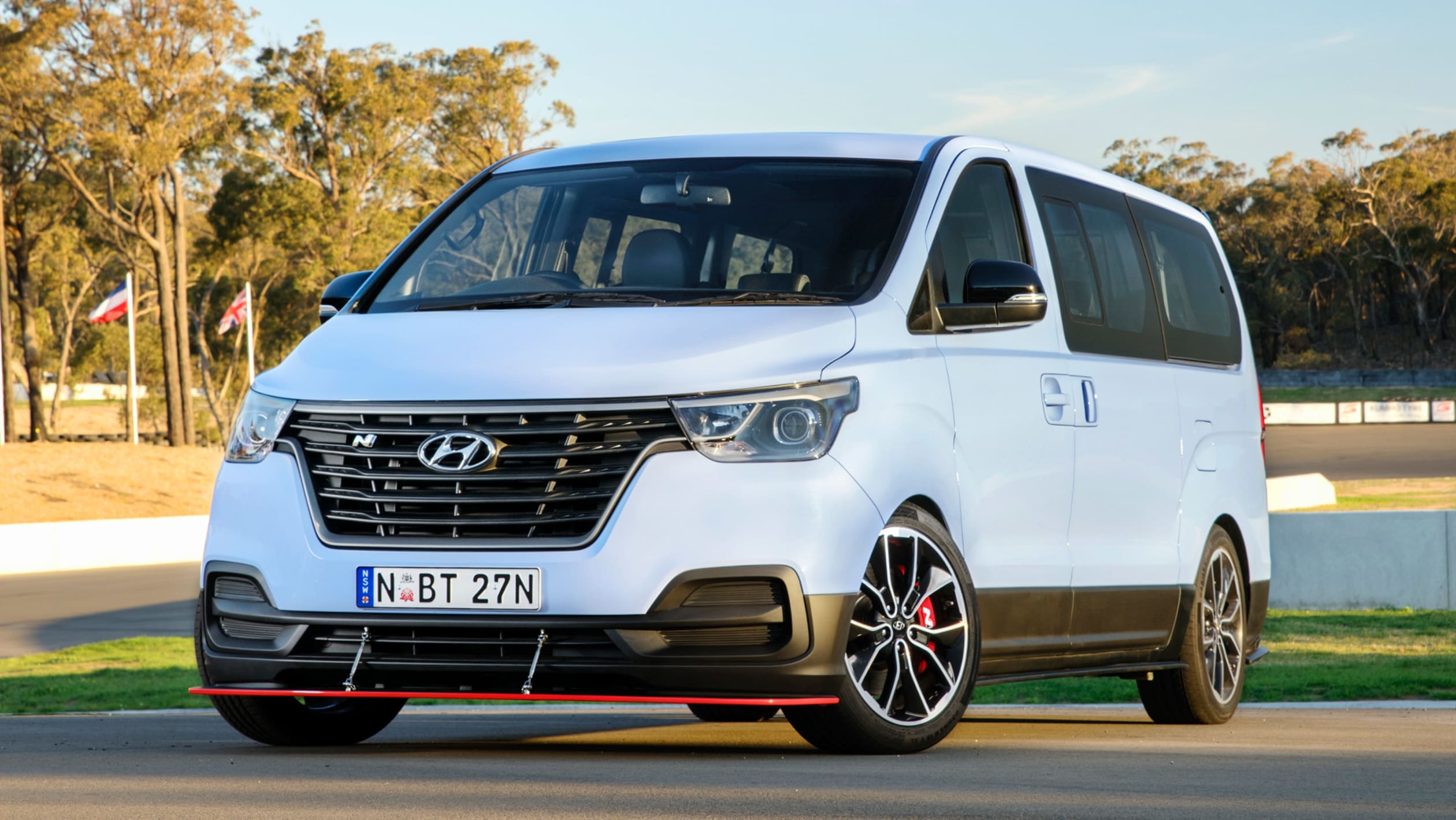 Hyundai i800 N Drift Bus - pictures | Auto Express