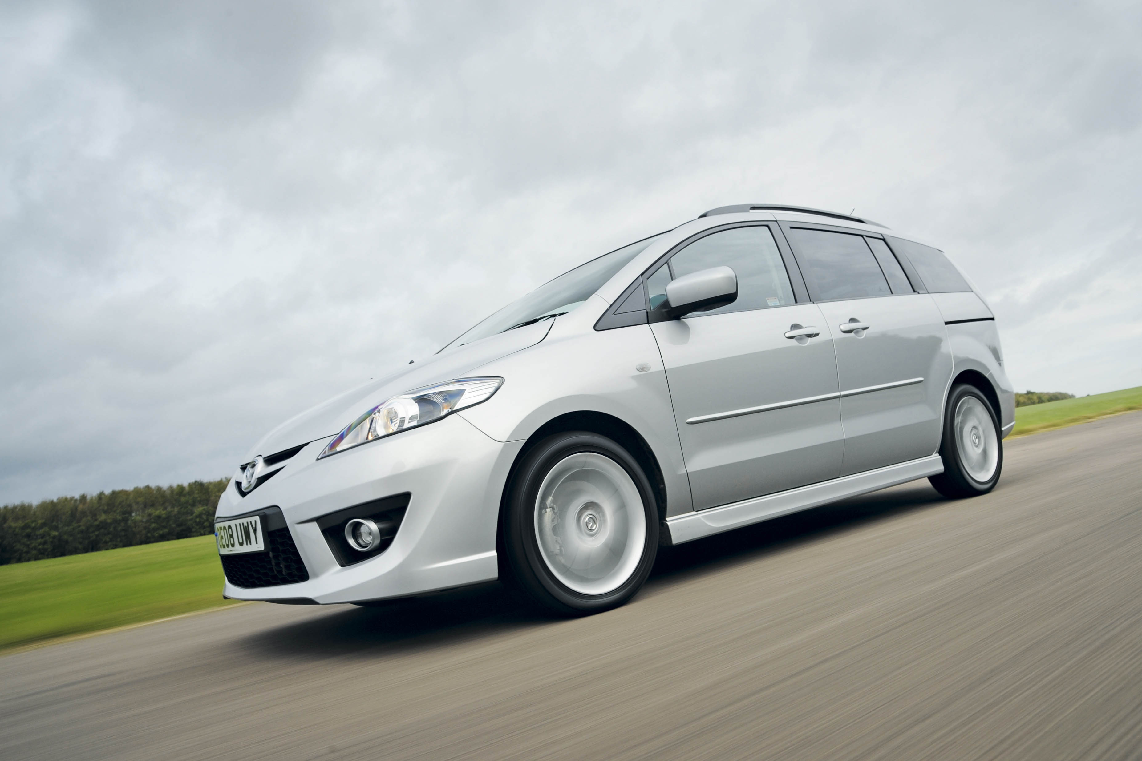 Mazda 5 2.0D sport | Auto Express