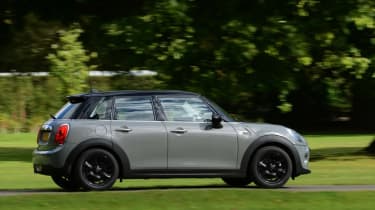 MINI Cooper D (diesel) 5-door review - pictures | Auto Express