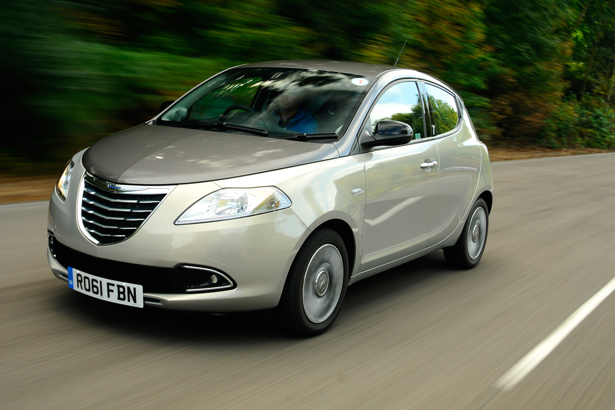 Chrysler Ypsilon | First Drive | | Auto Express