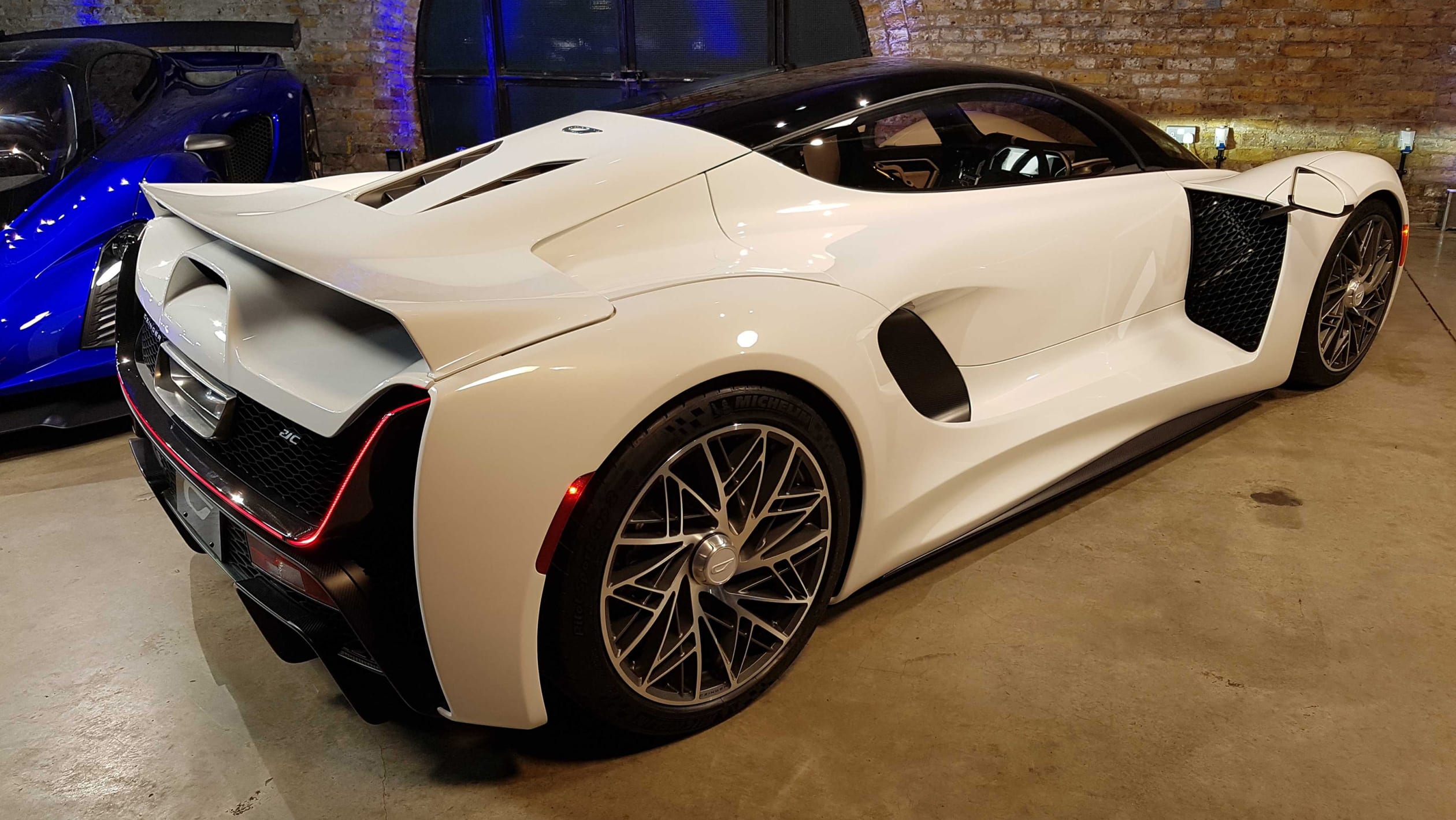 New 1,233bhp Czinger 21C hypercar revealed in London - pictures | Auto ...