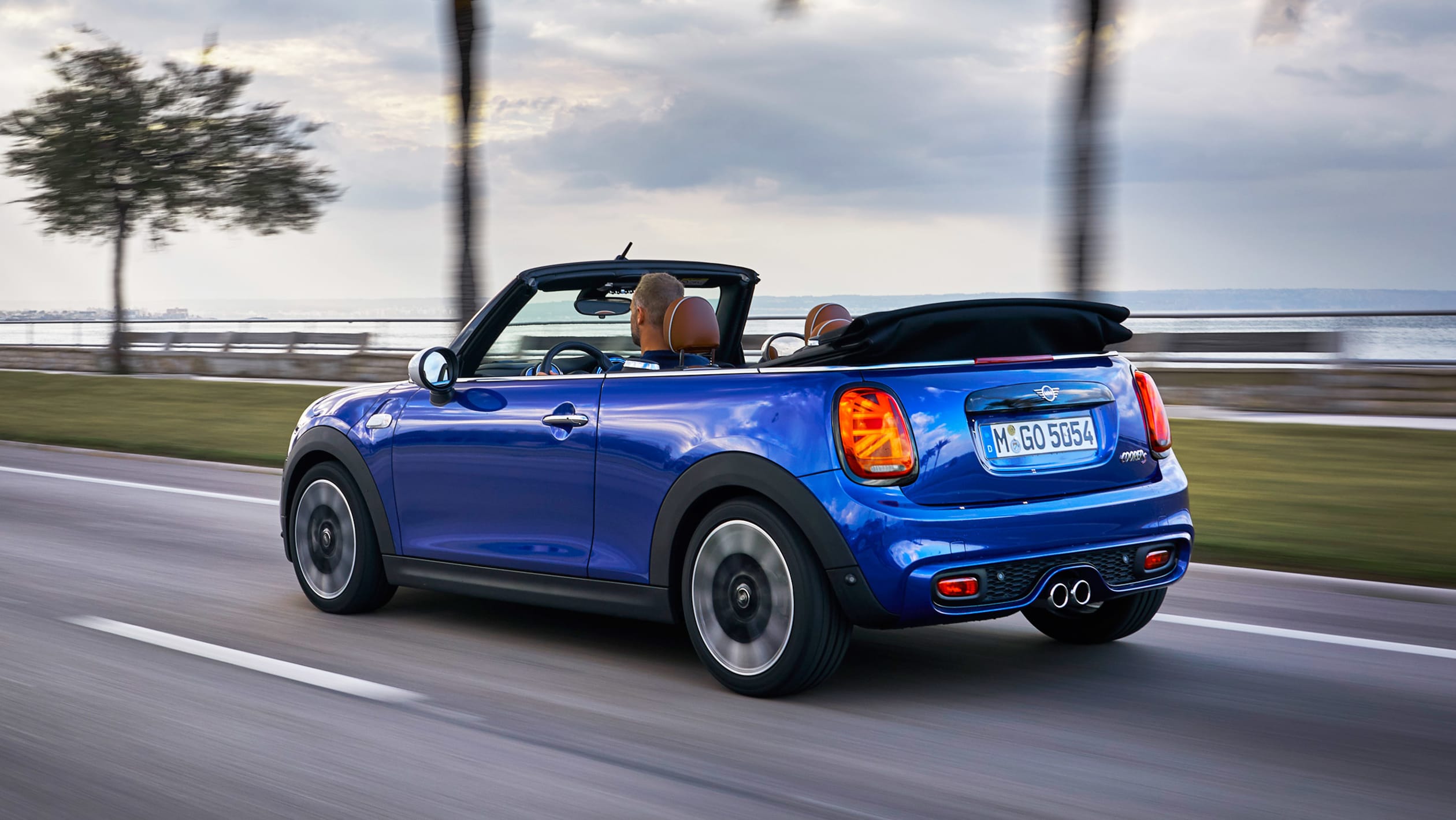 New MINI Convertible facelift 2018 review - pictures | Auto Express