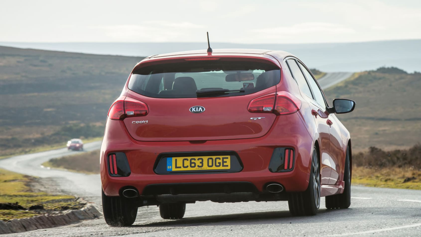 Kia Ceed GT (2014-2018) review | Auto Express