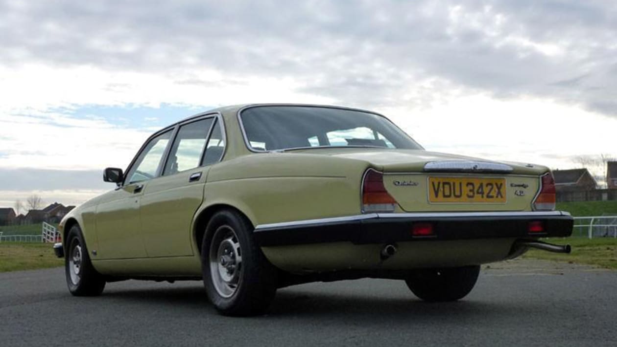 Two cars from 'Minder' go up for auction - pictures | Auto Express