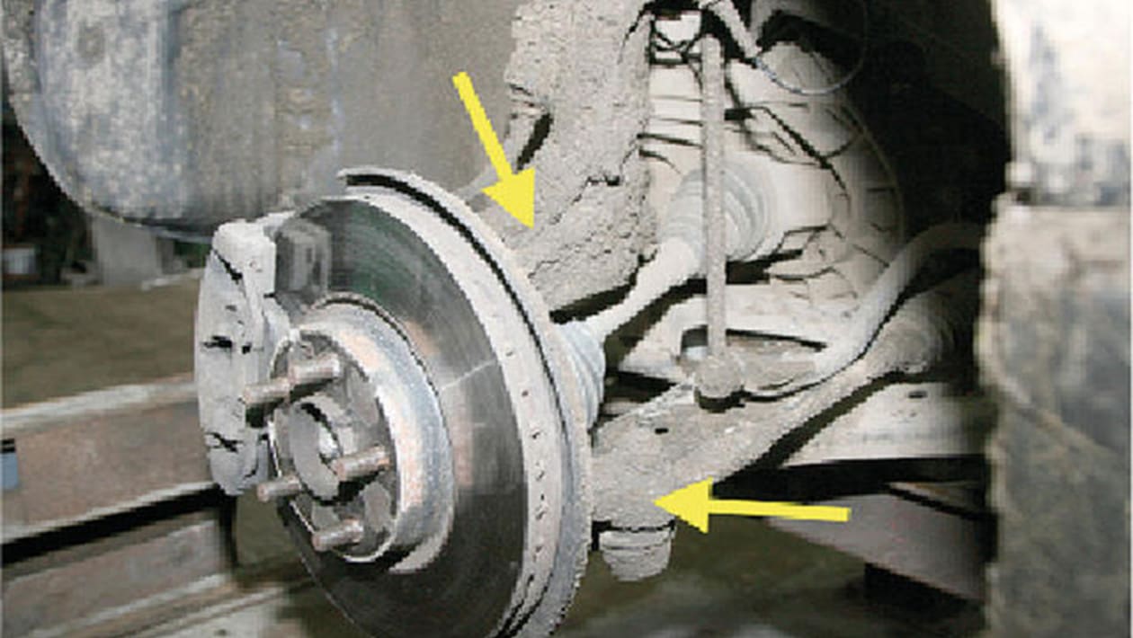 How to replace the wheel bearings on a Freelander 2 - pictures | Auto ...