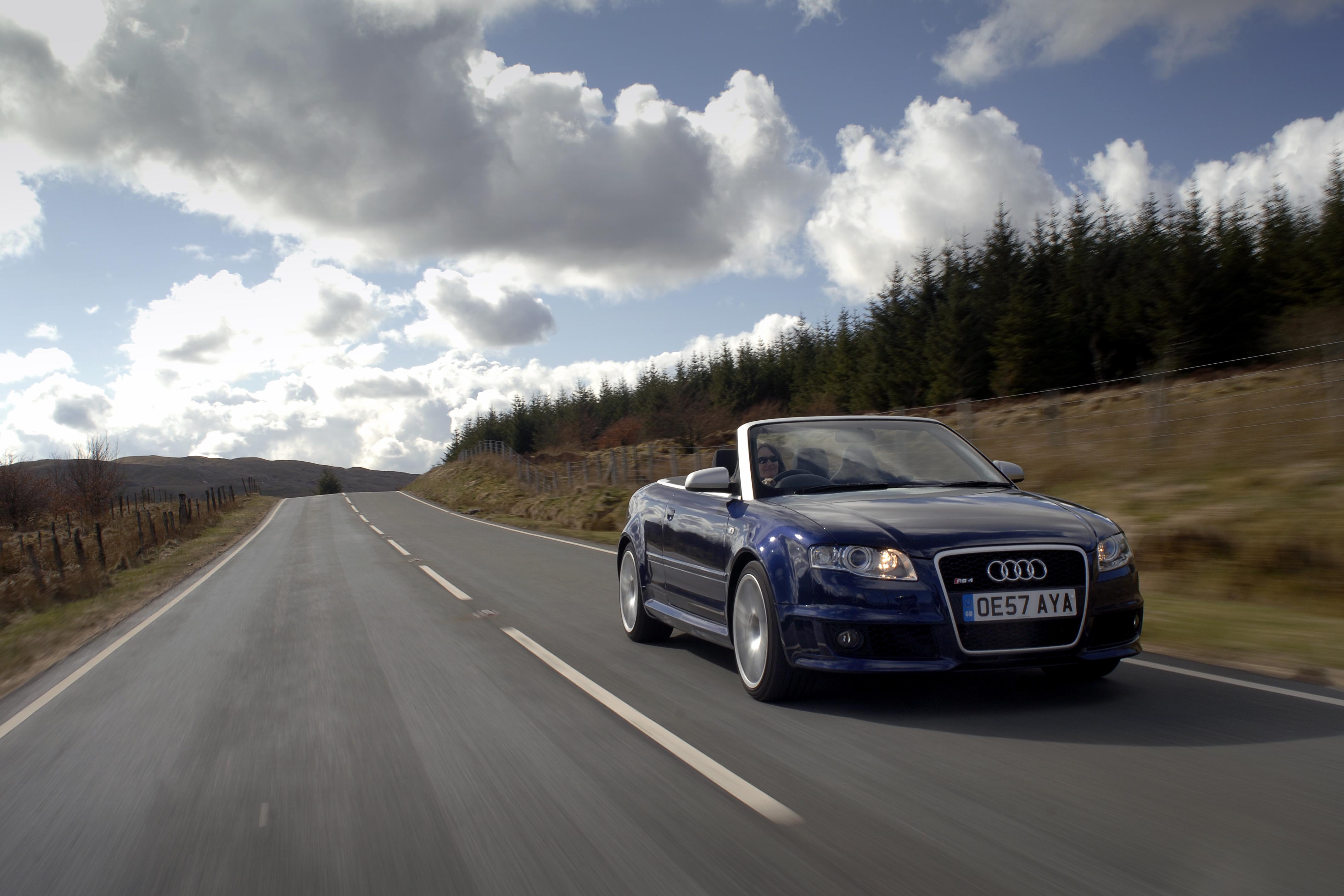 Audi RS4 Cabriolet | Auto Express