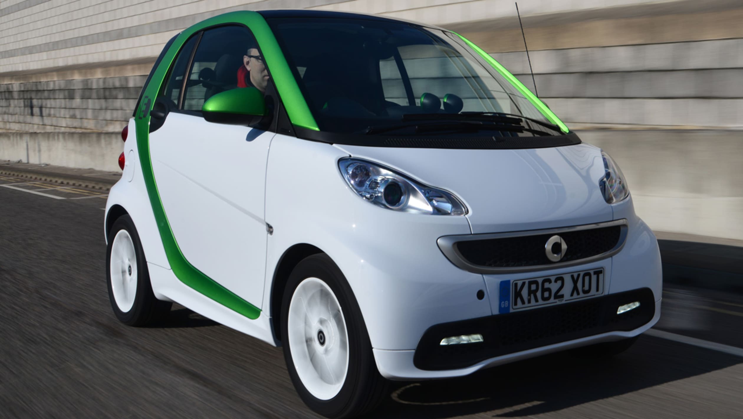 Smart ForTwo Electric Drive pictures | Auto Express