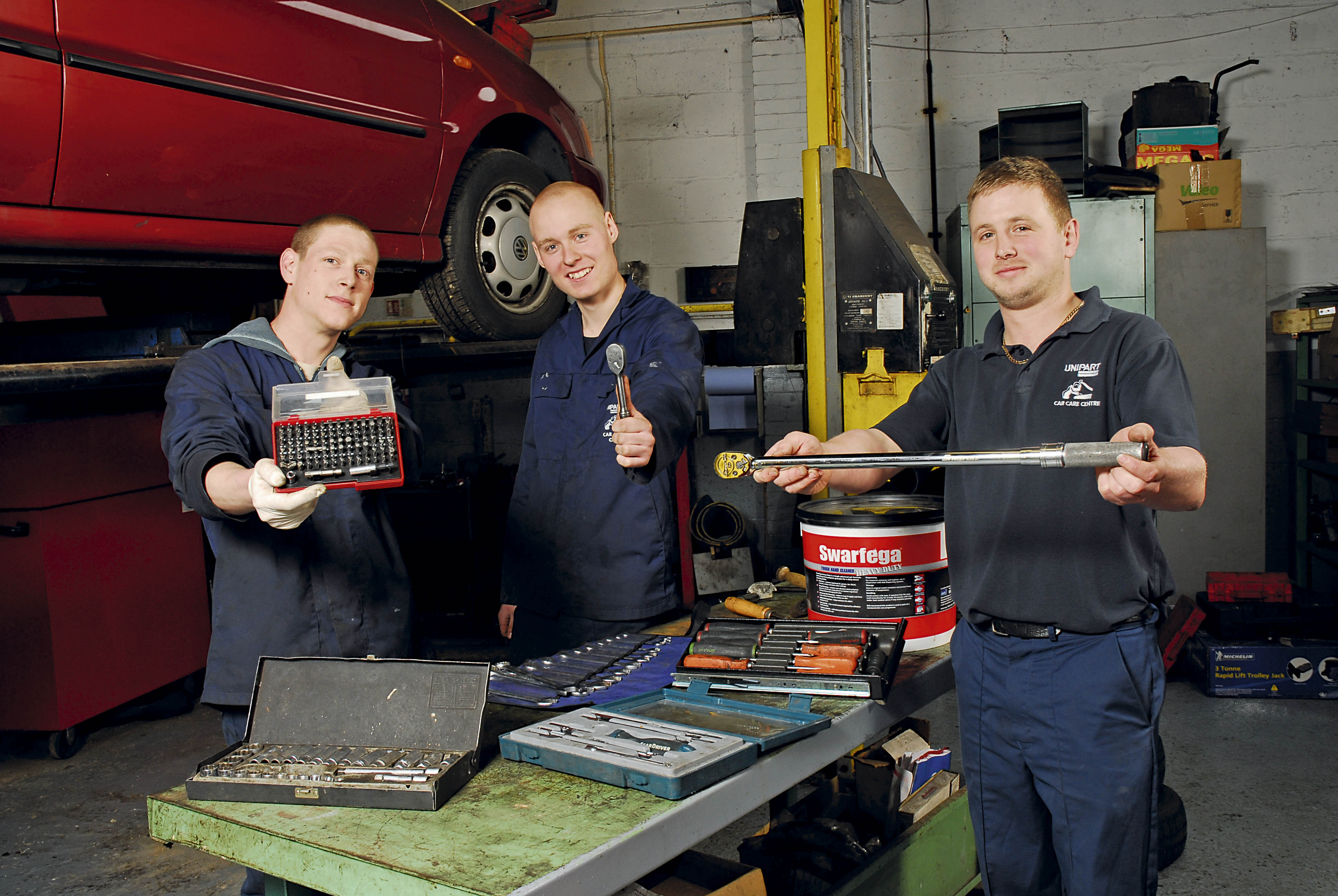 Car tool feature | Auto Express