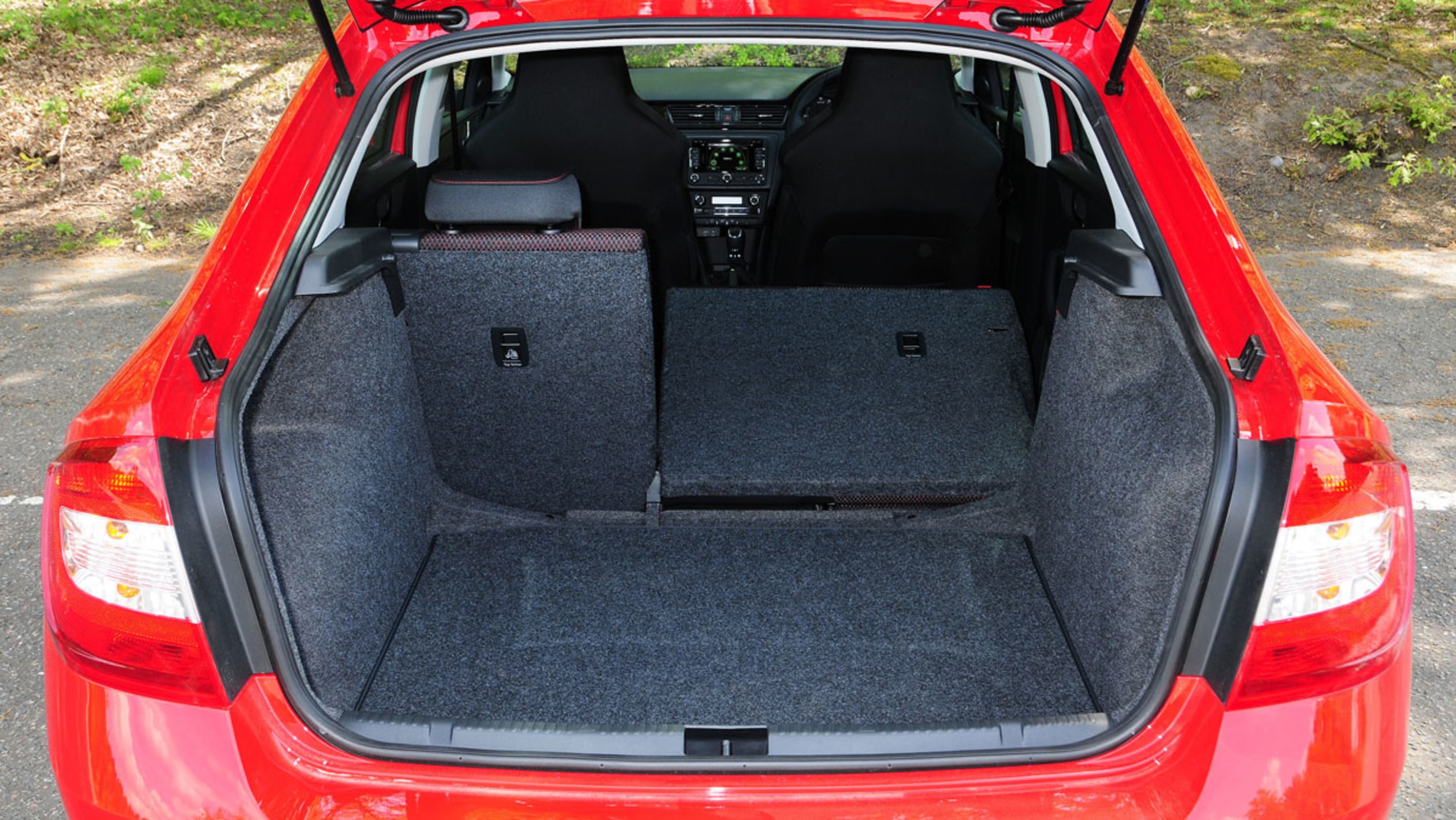 Skoda Rapid Sport review - pictures | Auto Express