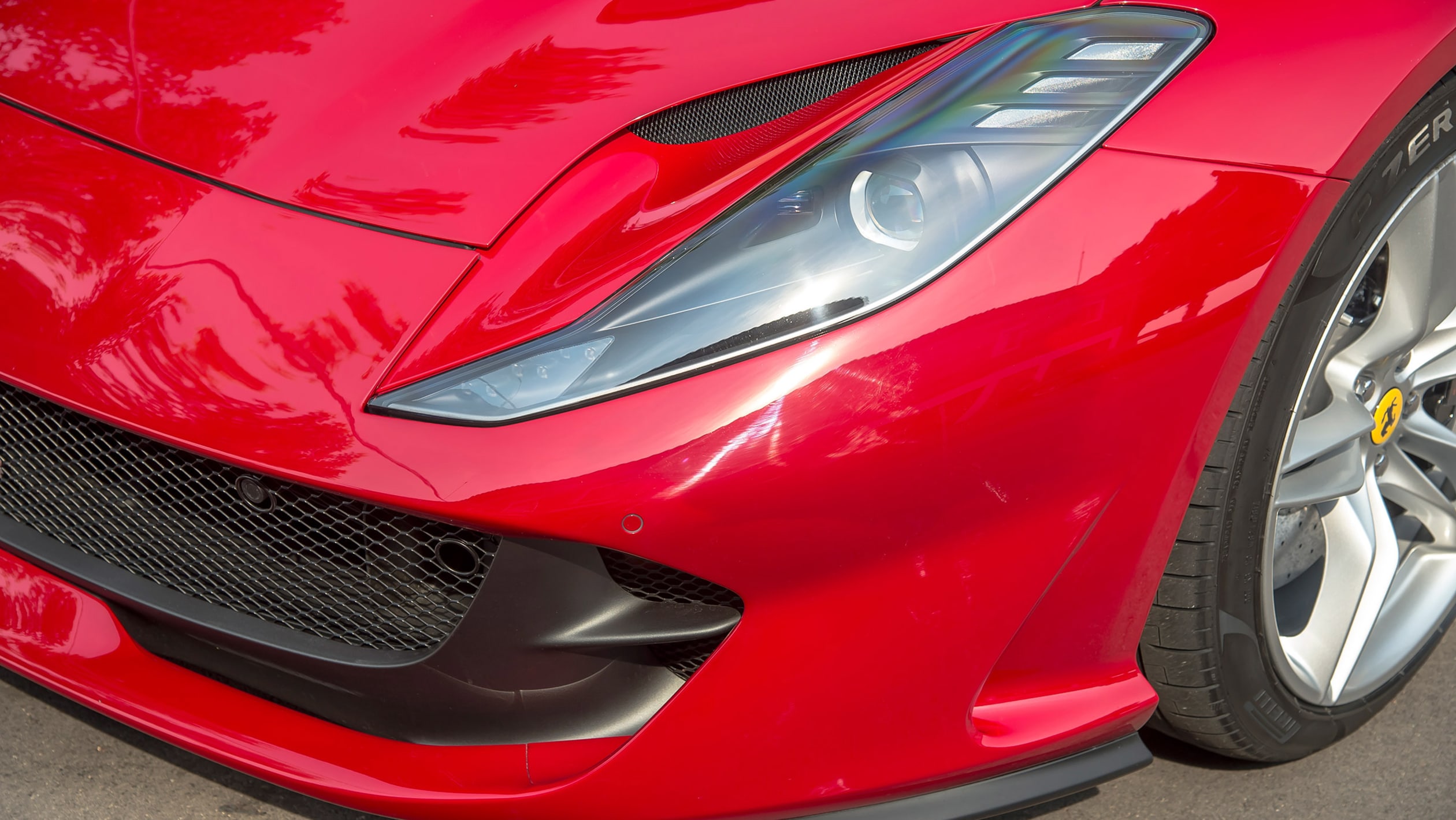 New Ferrari 812 Superfast review - pictures | Auto Express