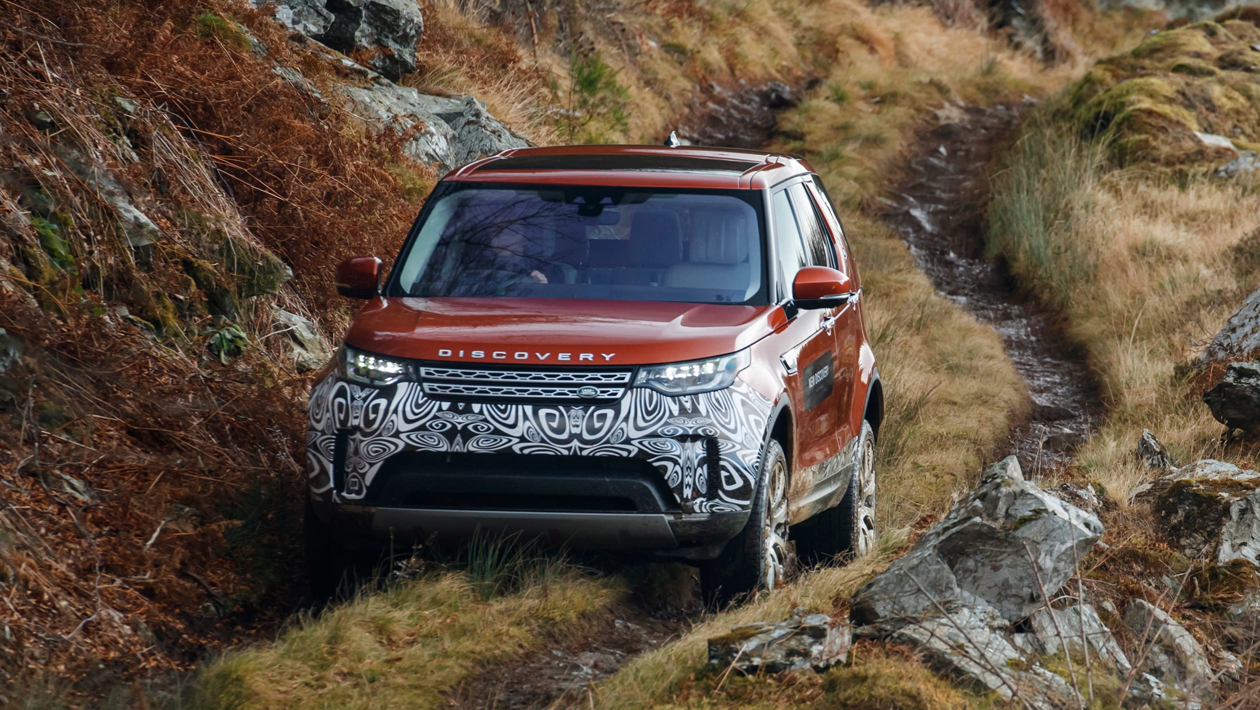 New Land Rover Discovery 2017 off road review - pictures | Auto Express