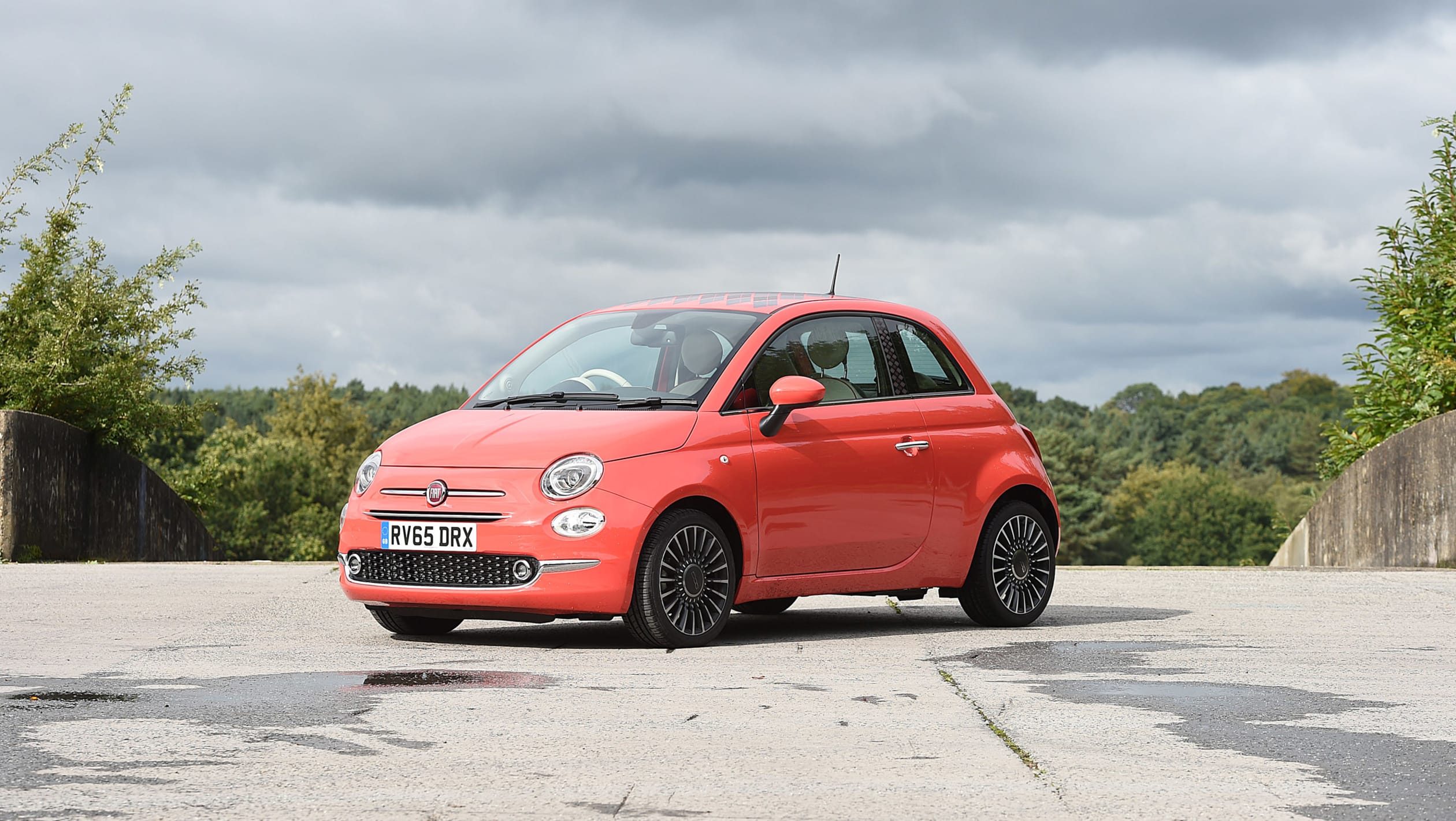 Fiat 500 vs Vauxhall Adam road test - pictures | Auto Express
