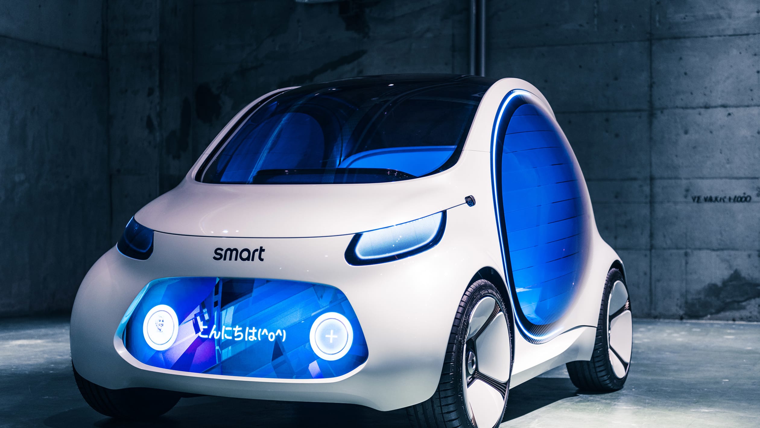 Smart Vision EQ concept ride review - pictures | Auto Express