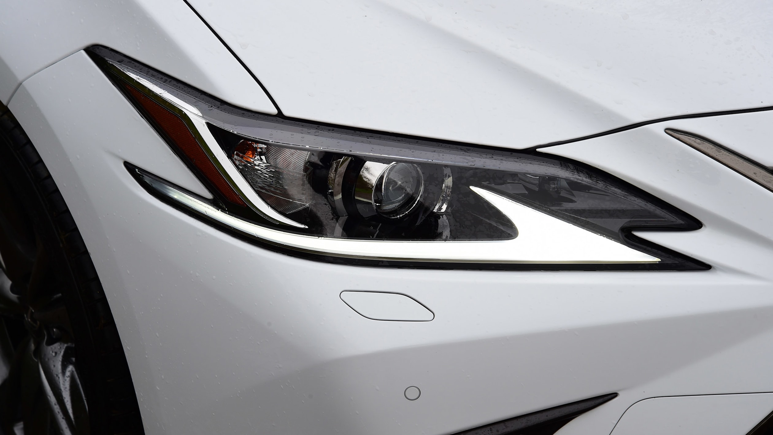 Lexus ES vs BMW 5 Series vs Volvo S90 - pictures | Auto Express