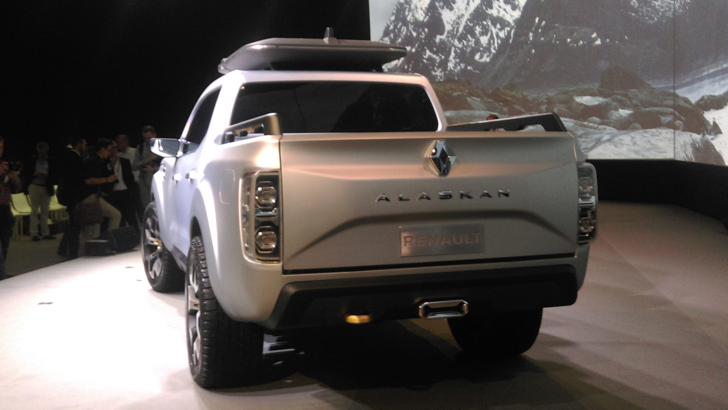 Renault Alaskan concept pick-up - pictures | Auto Express