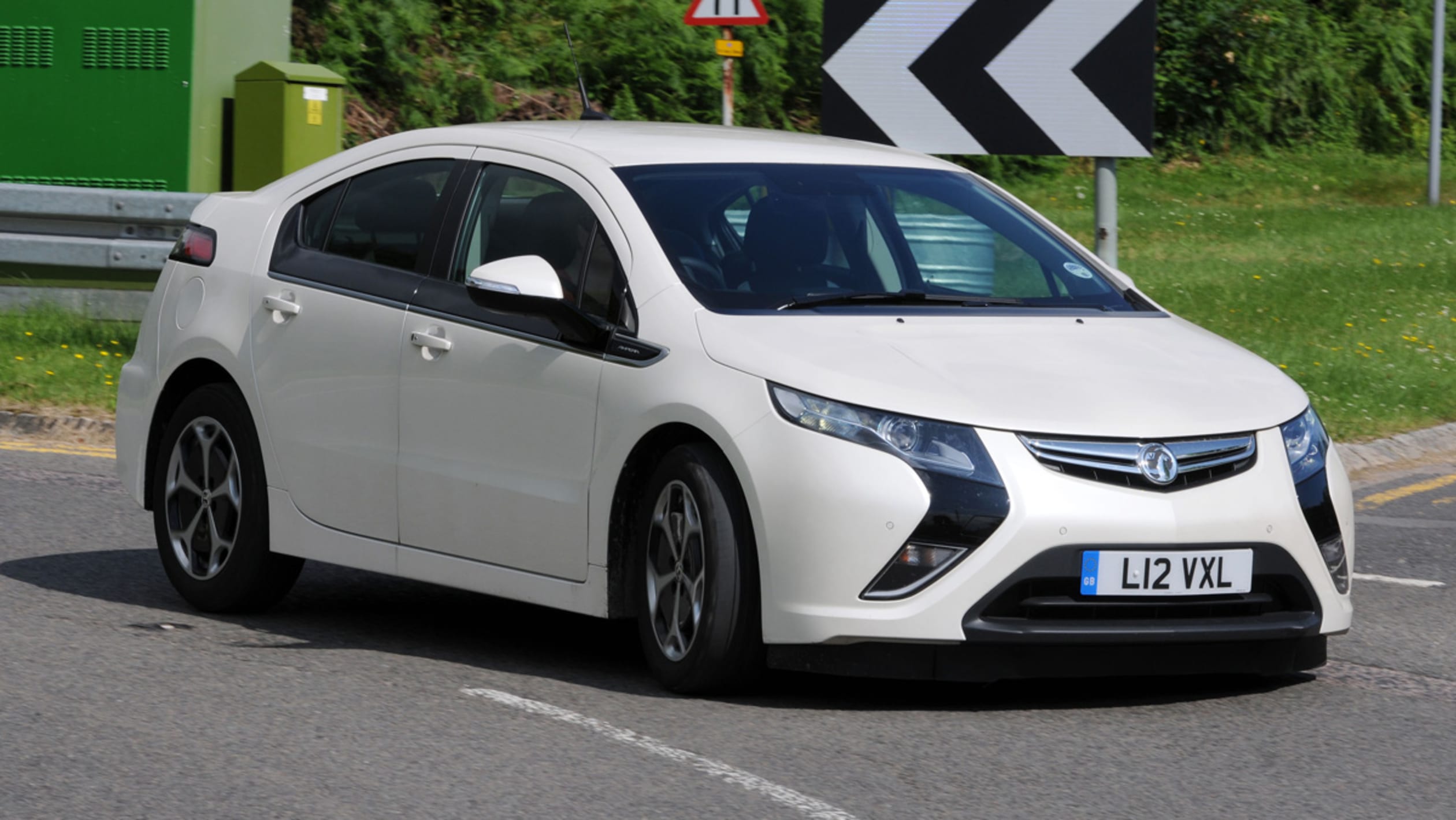 Vauxhall Ampera: First report | Auto Express
