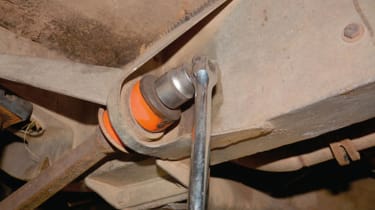 How to replace radius arm bushes - pictures | Auto Express