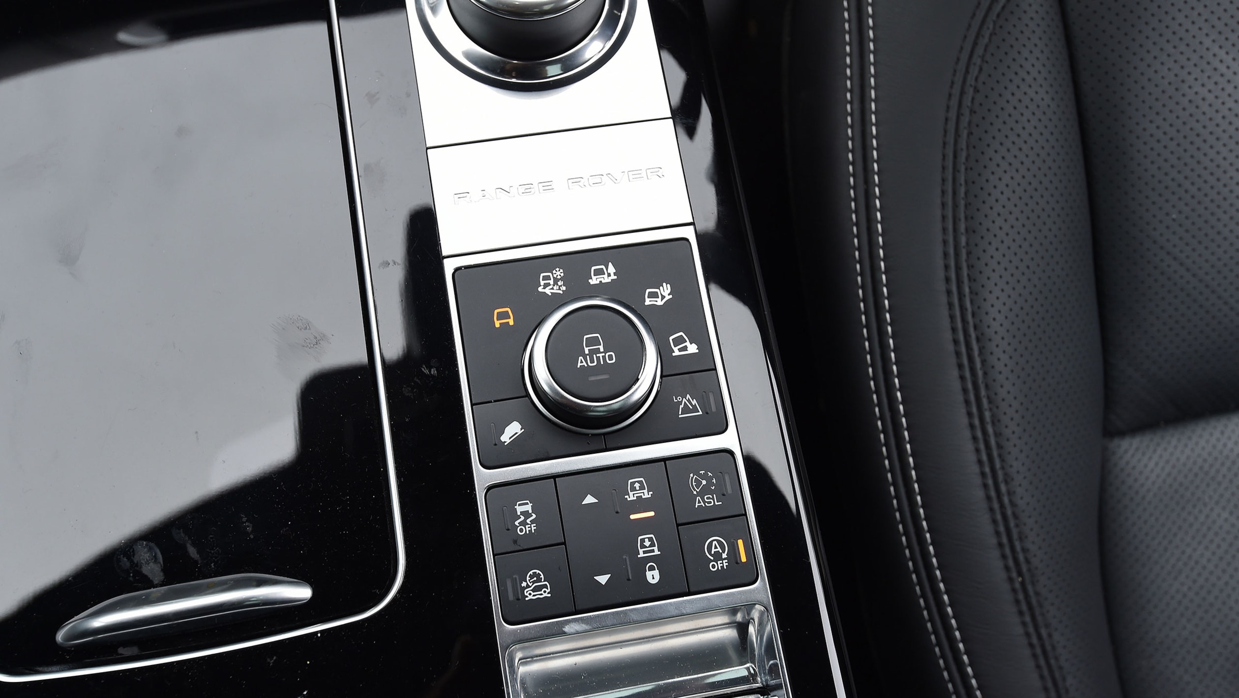 New Range Rover Autobiography 2016 review - pictures | Auto Express