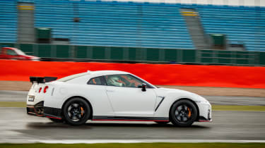 New Nissan GT-R NISMO 2017 review - pictures | Auto Express