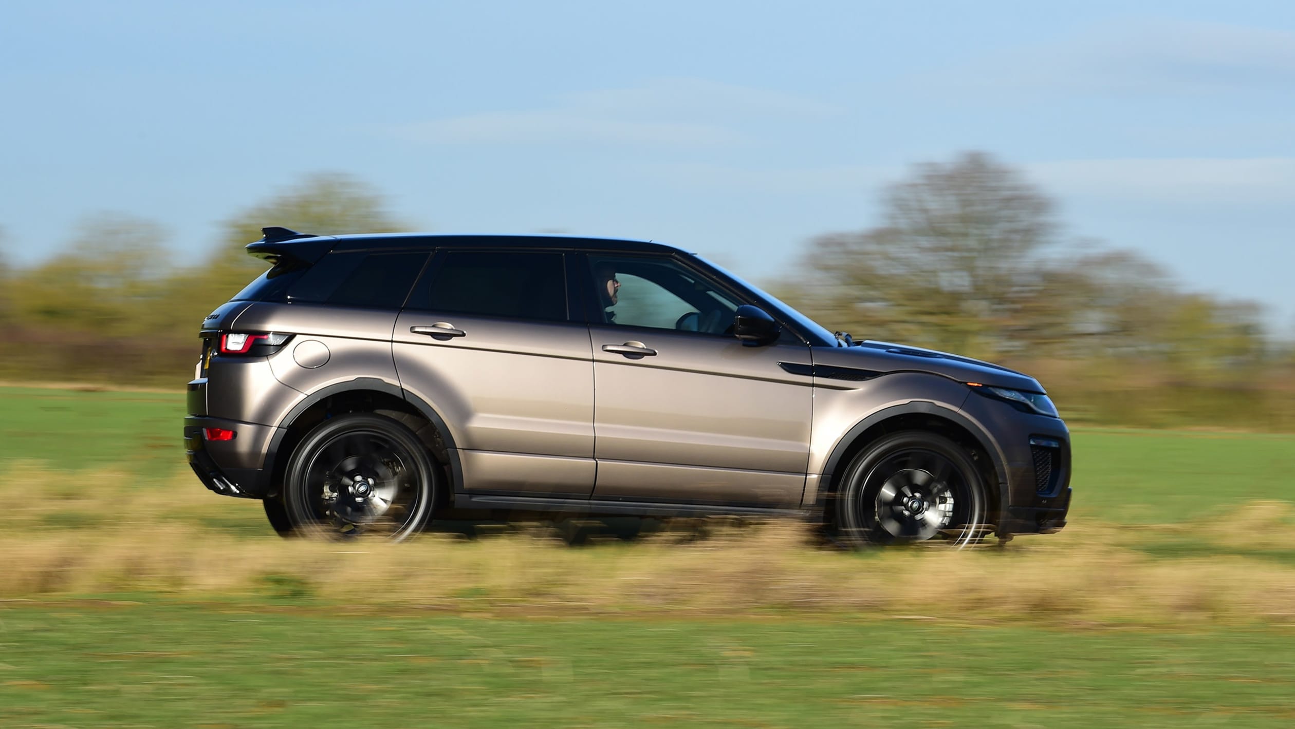 Range Rover Evoque SD4 diesel 2018 review - pictures | Auto Express
