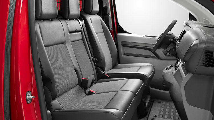 Citroen Dispatch 2016 - pictures | Auto Express