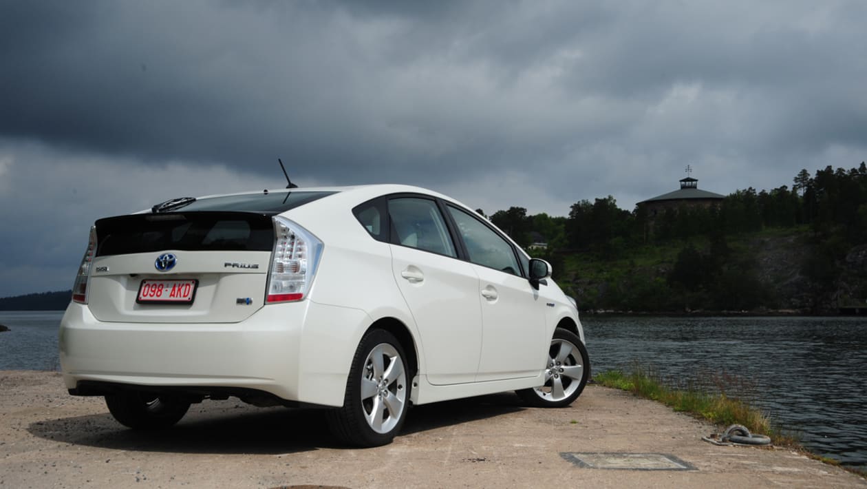 Toyota Prius - Pictures | Auto Express