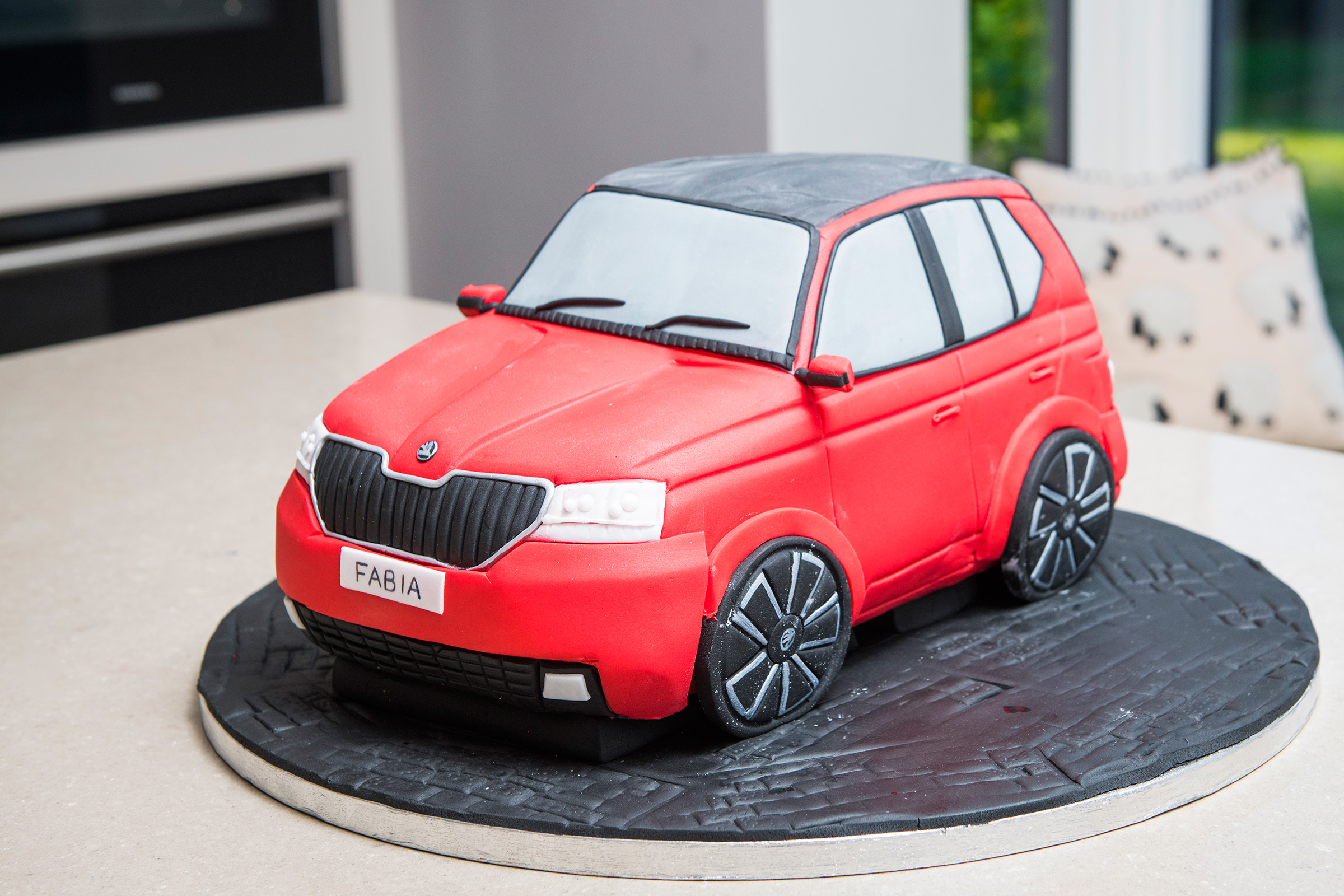 Skoda Bake Off: our tribute to the iconic Fabia cake advert | Auto Express