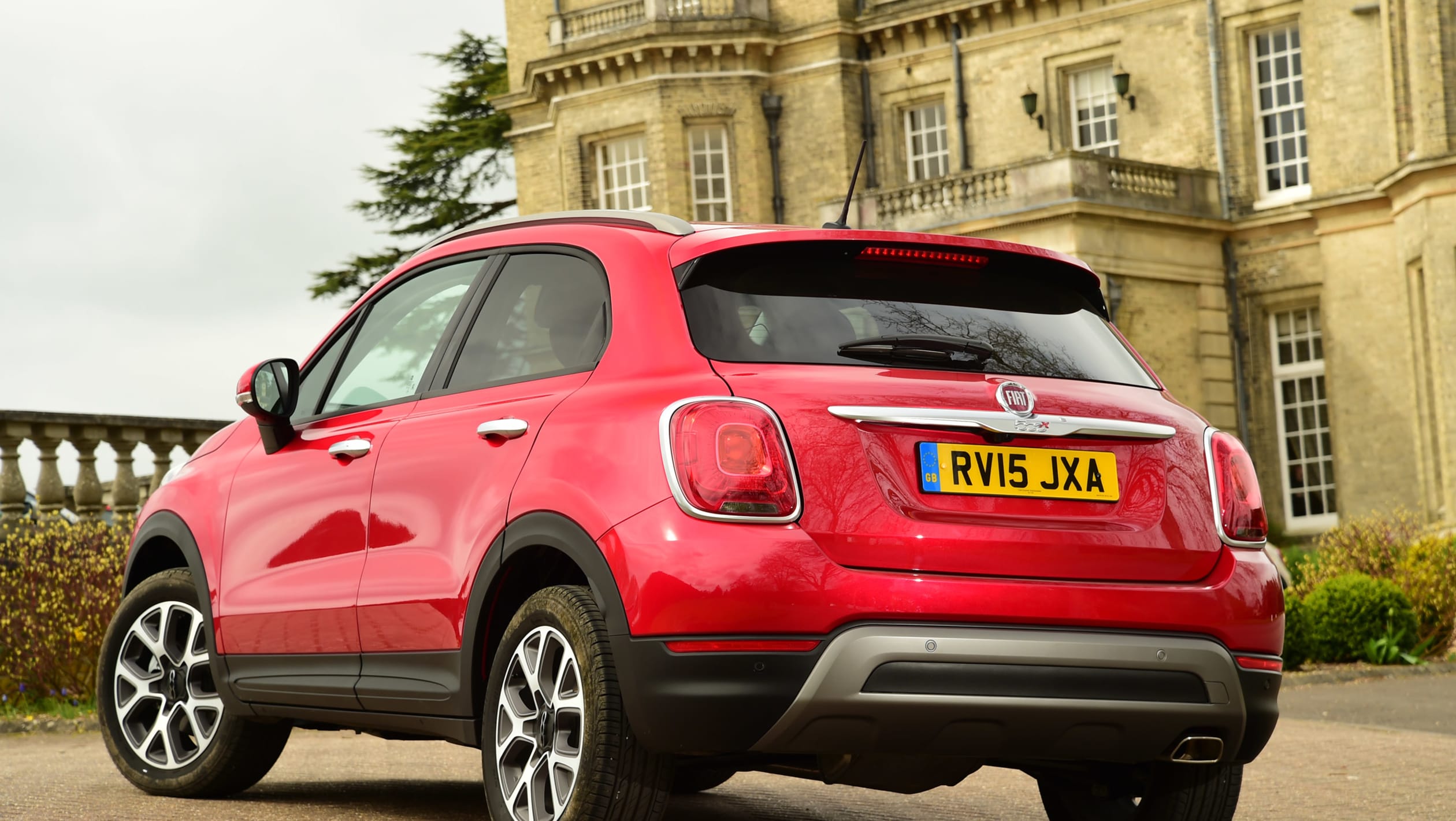 Fiat 500X crossover UK - pictures | Auto Express