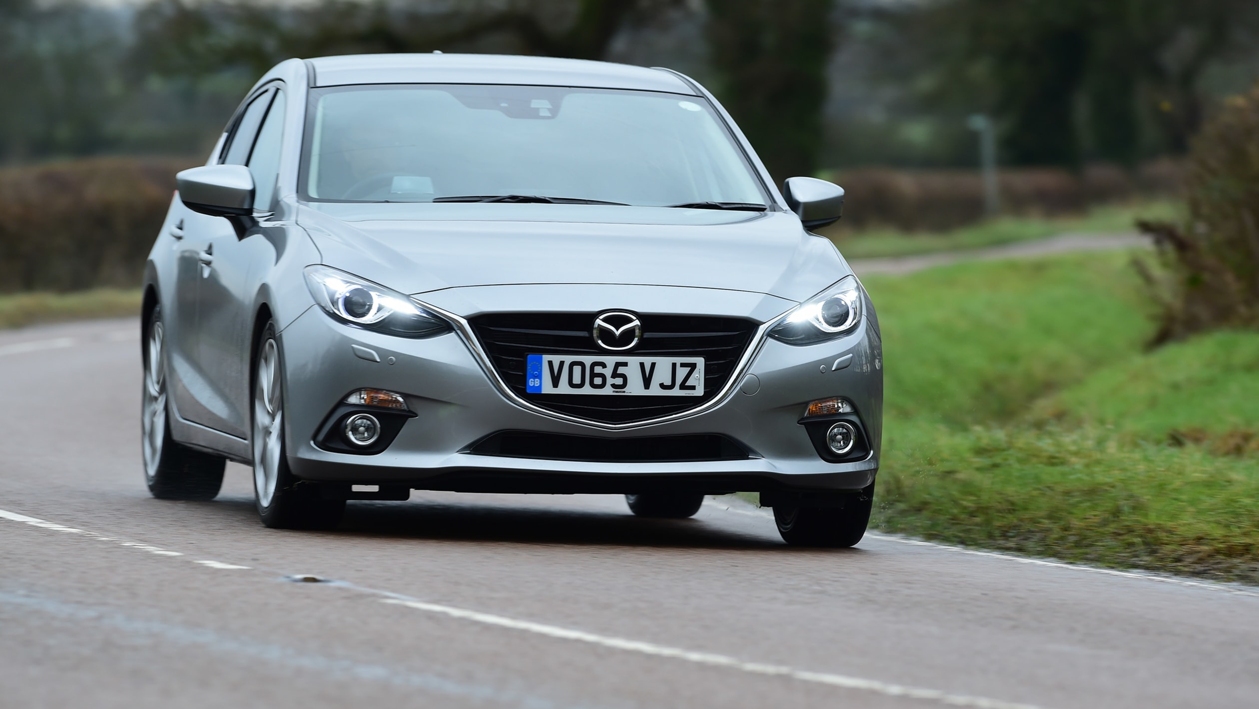 Mazda 3 1.5 SKYACTIV diesel 2016 review - pictures | Auto Express