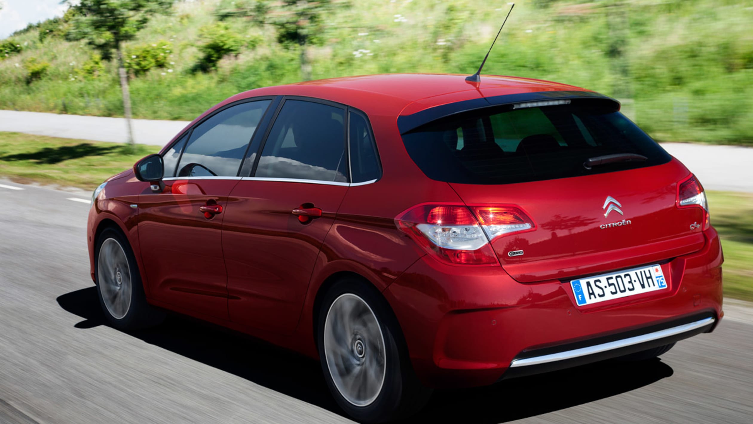 Citroen C4 VTR+ 1.2 e-THP pictures | Auto Express