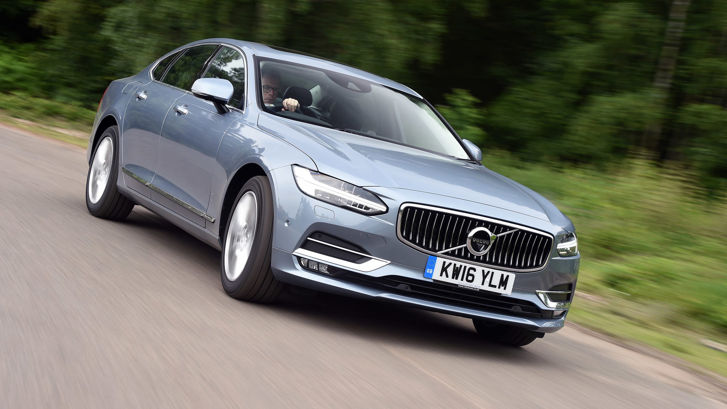 Volvo S90 vs Mercedes E-Class - pictures | Auto Express