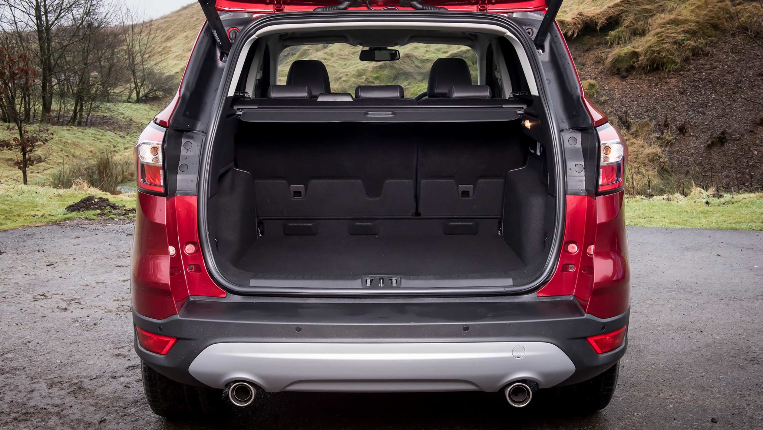 New Ford Kuga 2017 review - pictures | Auto Express