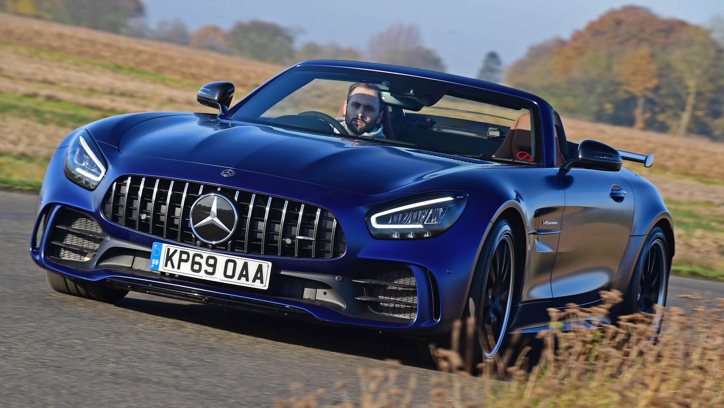 New Mercedes-AMG GT R Roadster 2019 review - pictures | Auto Express