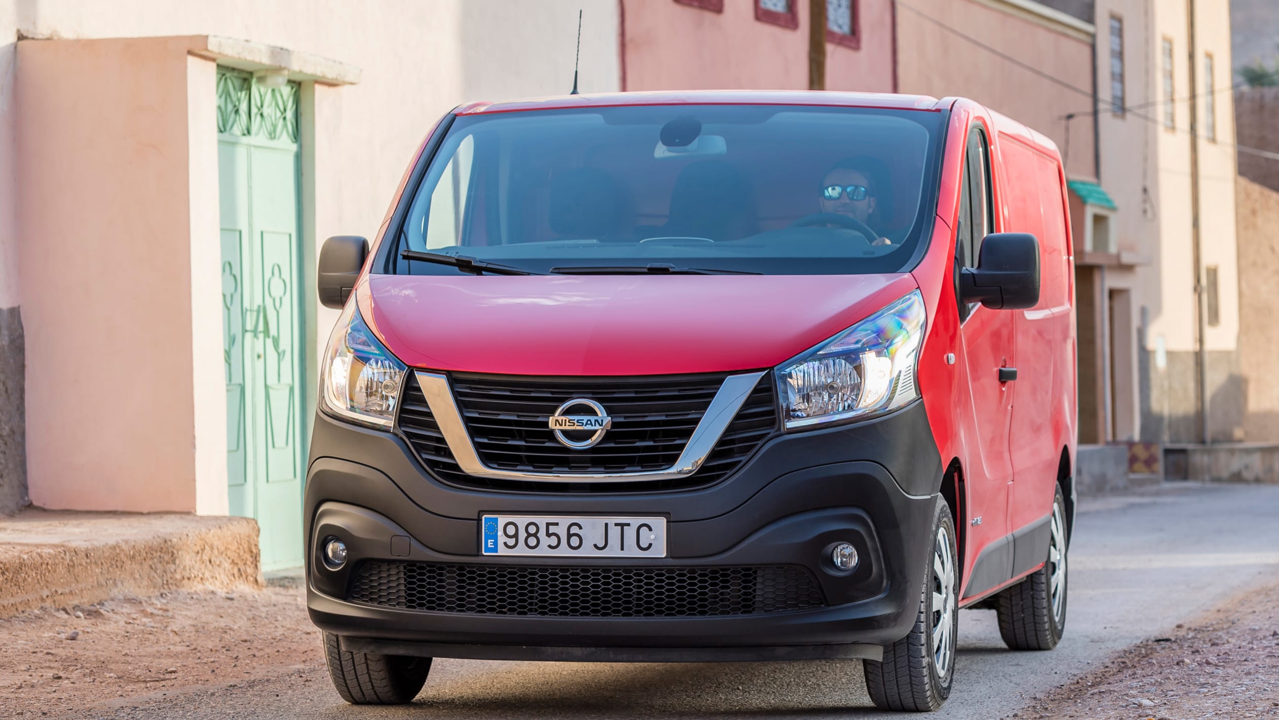 Nissan NV300 van review - pictures | Auto Express
