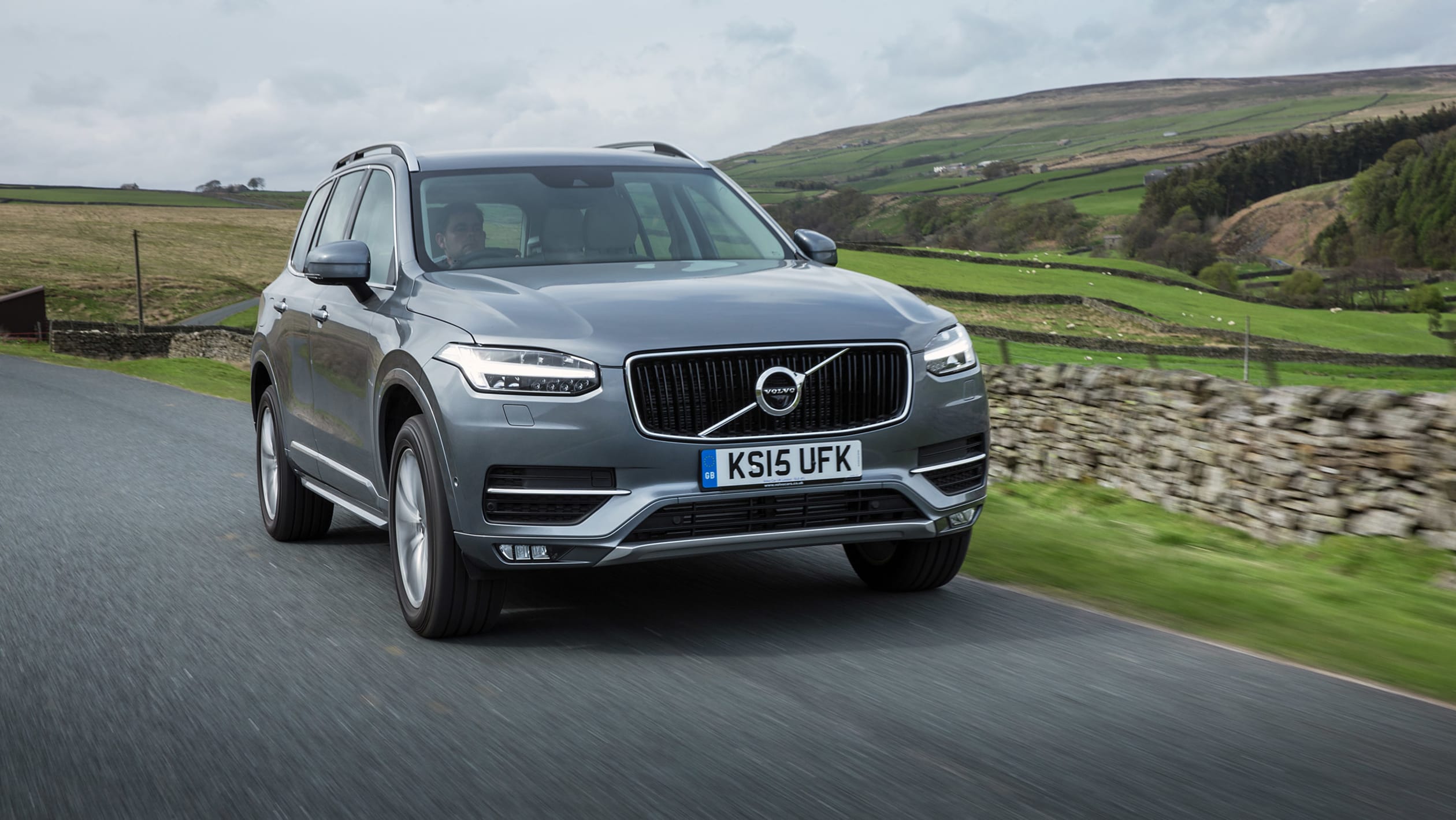 Volvo XC90 T6 2015 - pictures | Auto Express