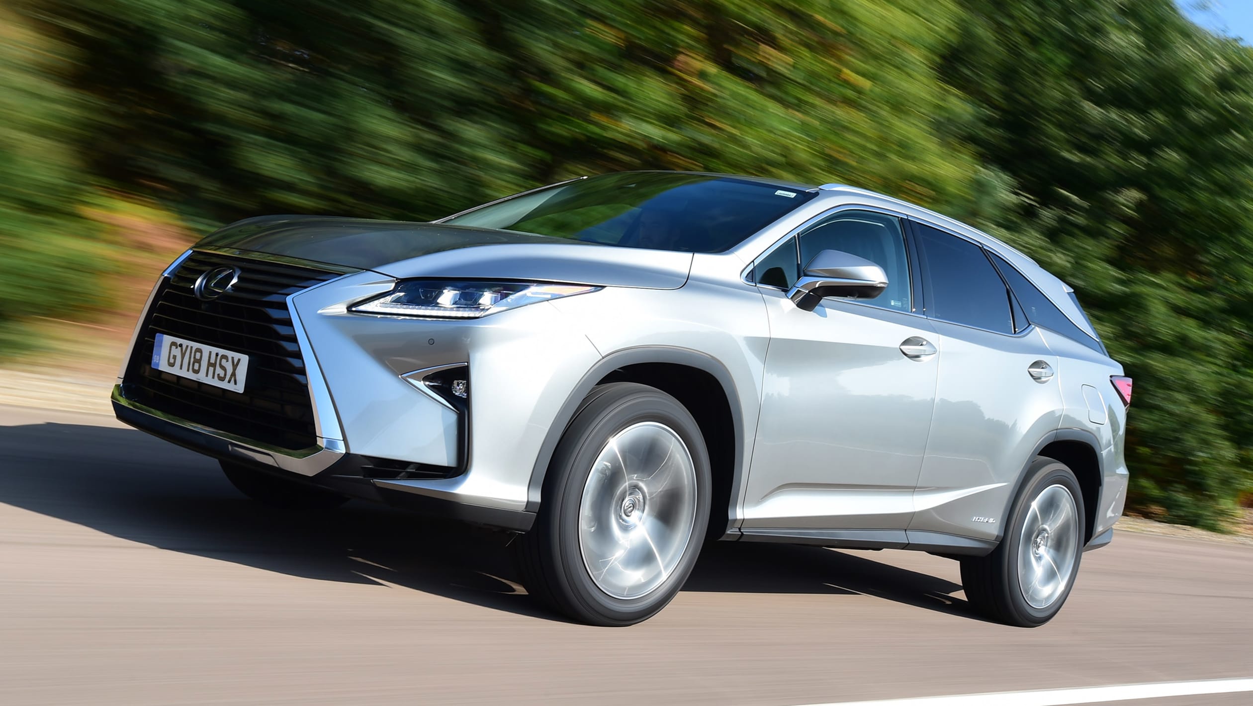 Lexus RX L vs Volvo XC90 - pictures | Auto Express