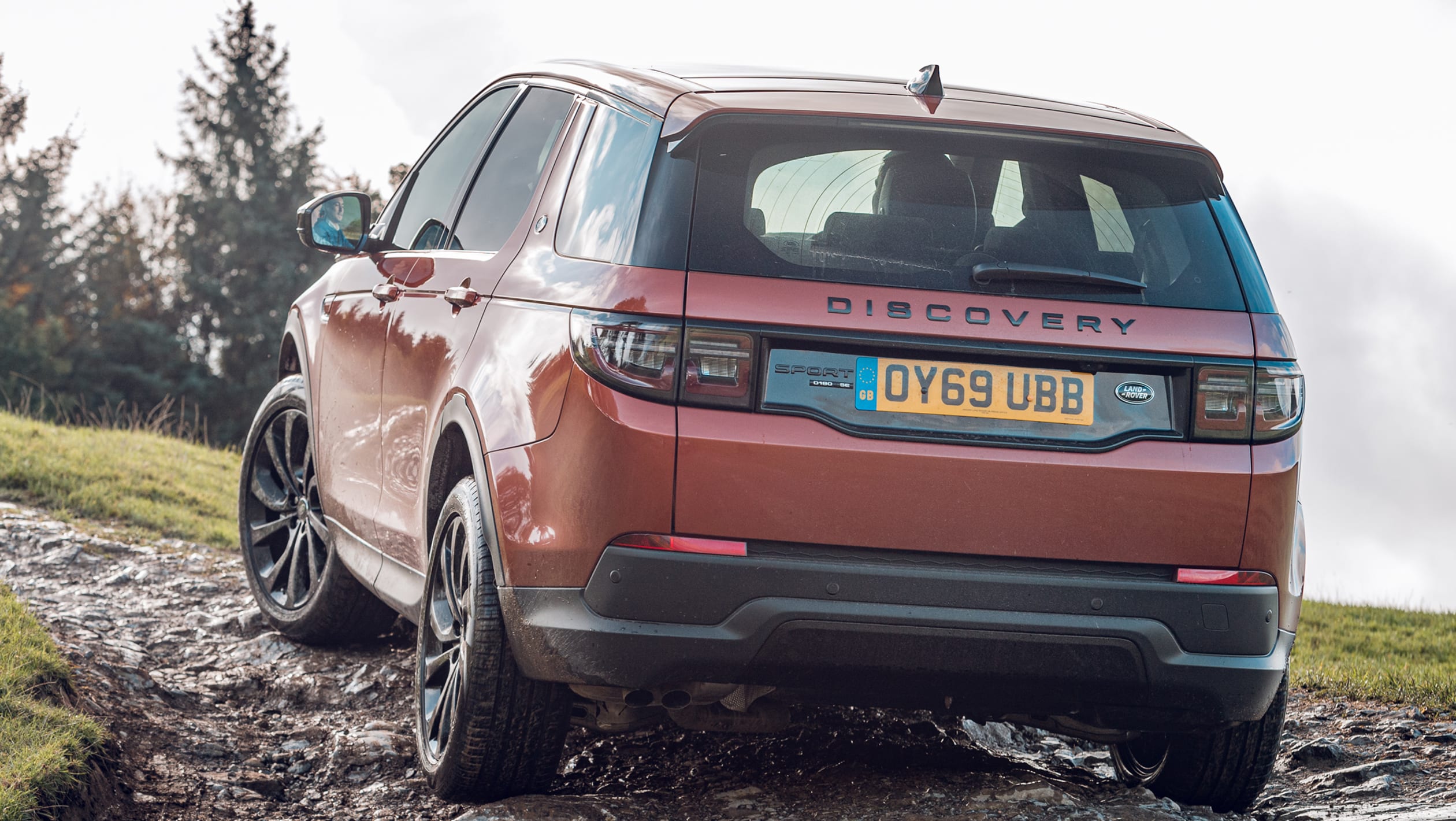 New Land Rover Discovery Sport 2019 review - pictures | Auto Express