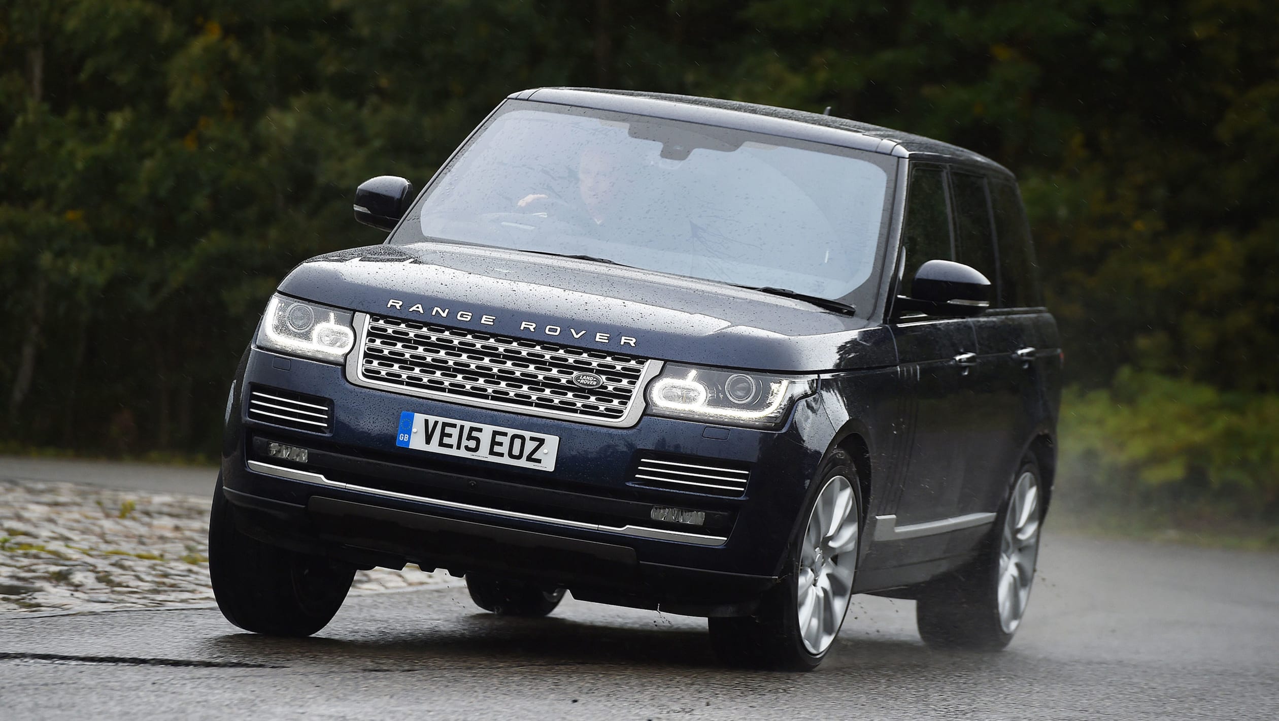 New Range Rover Autobiography 2016 review - pictures | Auto Express